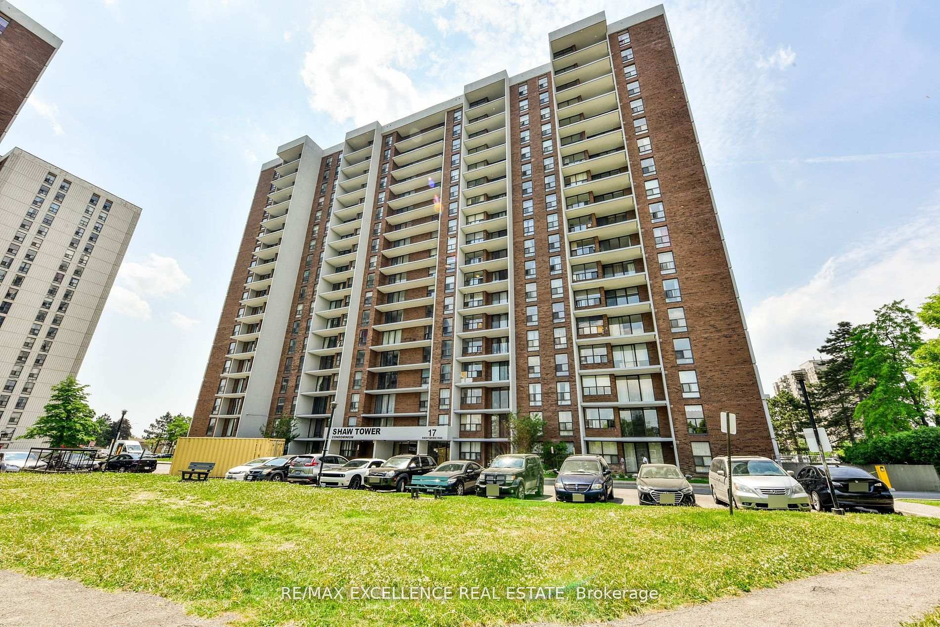 1907 - 17 KNIGHTSBRIDGE Road, Brampton, ON L6T 3X9