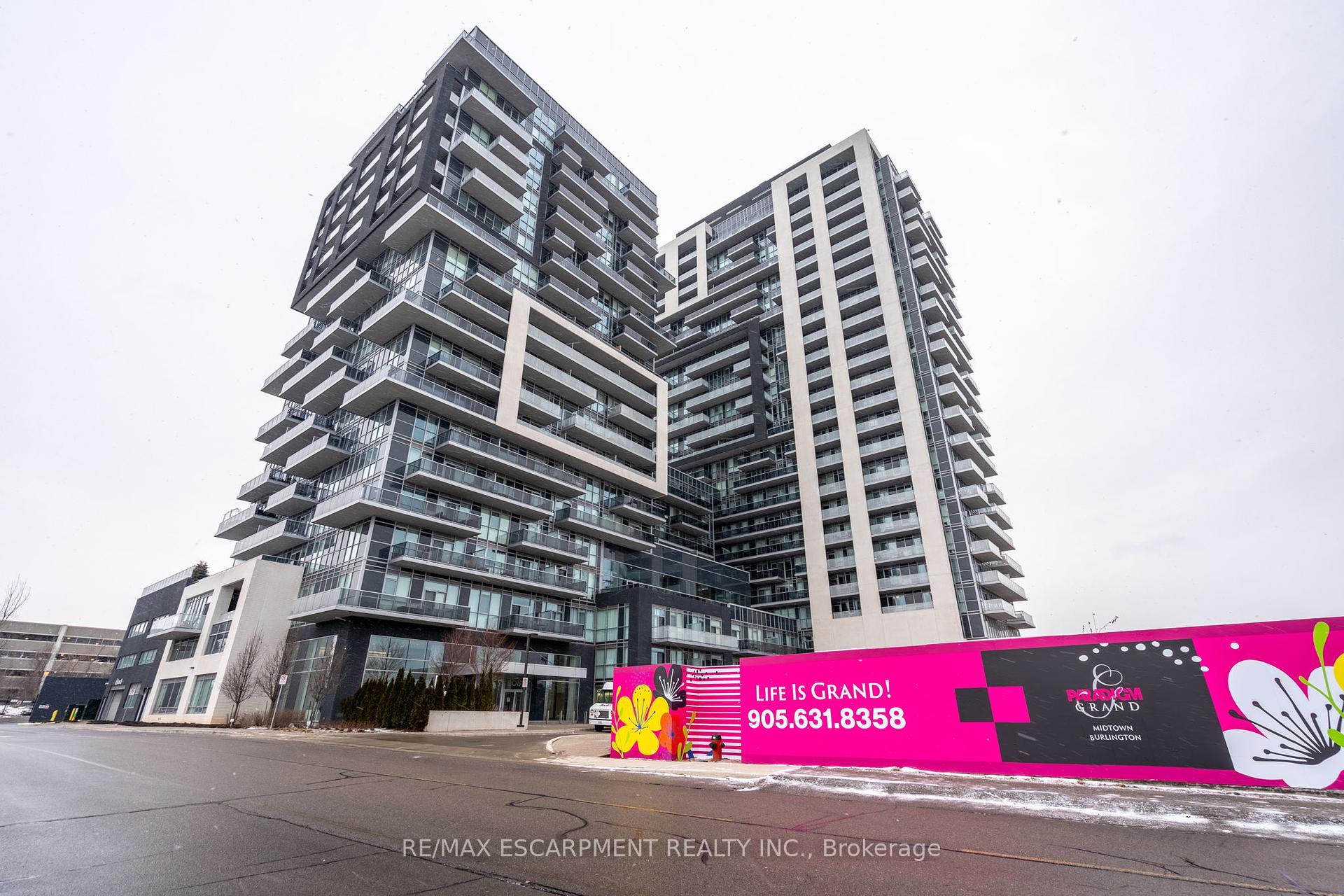 1908 - 2087 Fairview Street, Burlington, ON L7R 0E5