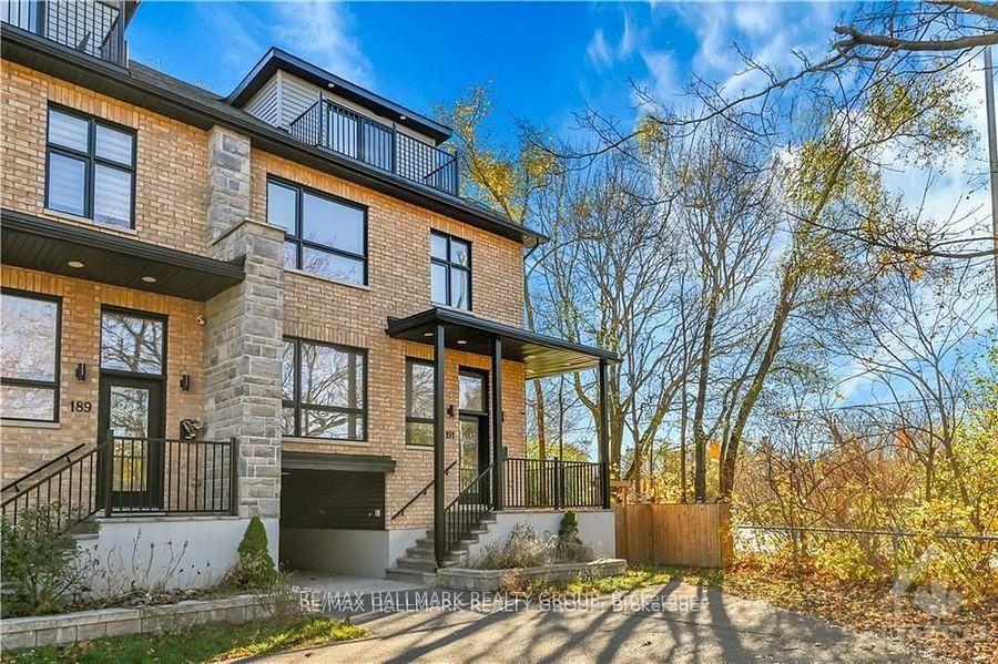 191 kipp Street, Vanier and Kingsview Park, ON K1L 5Y5