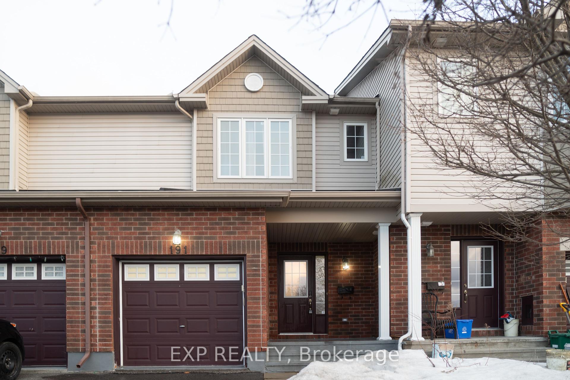 191 Macoun Circle, Hunt Club - South Keys and Area, ON K1T 0H8