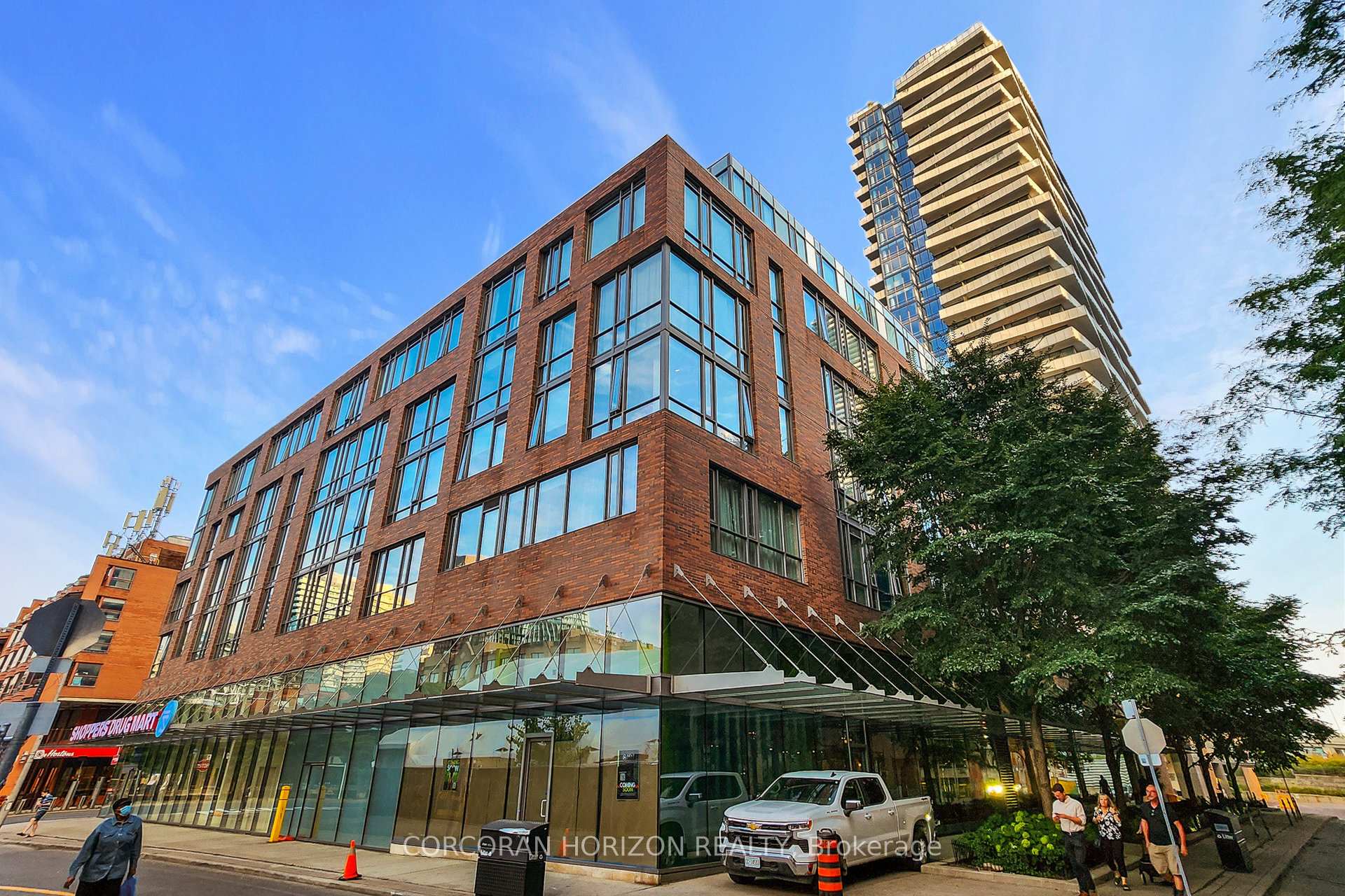 1910 - 1 Market Street, Toronto, ON M5E 0A2