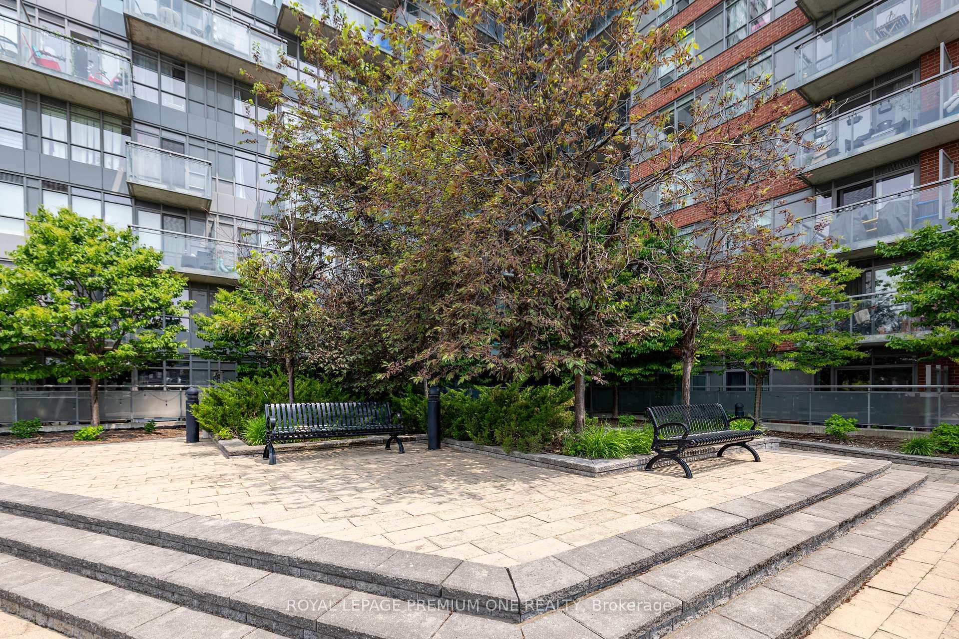 1910 - 38 Joe Shuster Way, Toronto, ON M6K 0A5