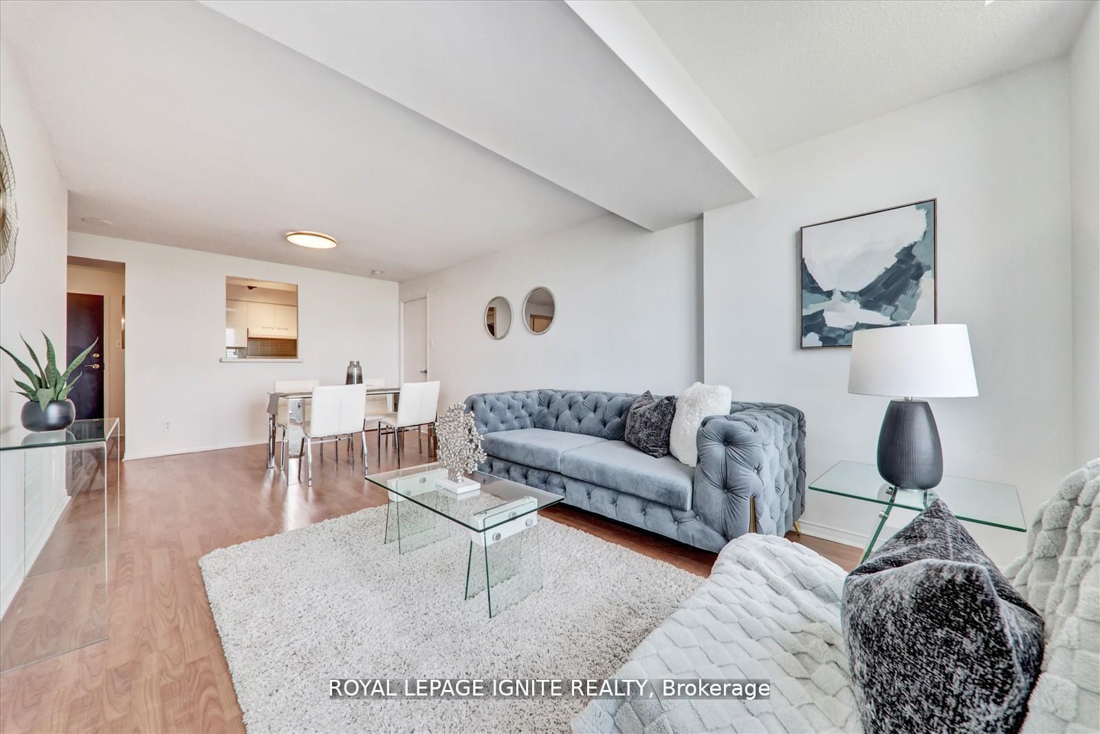 1914 - 330 McCowan Road, Toronto, ON M1J 3N3