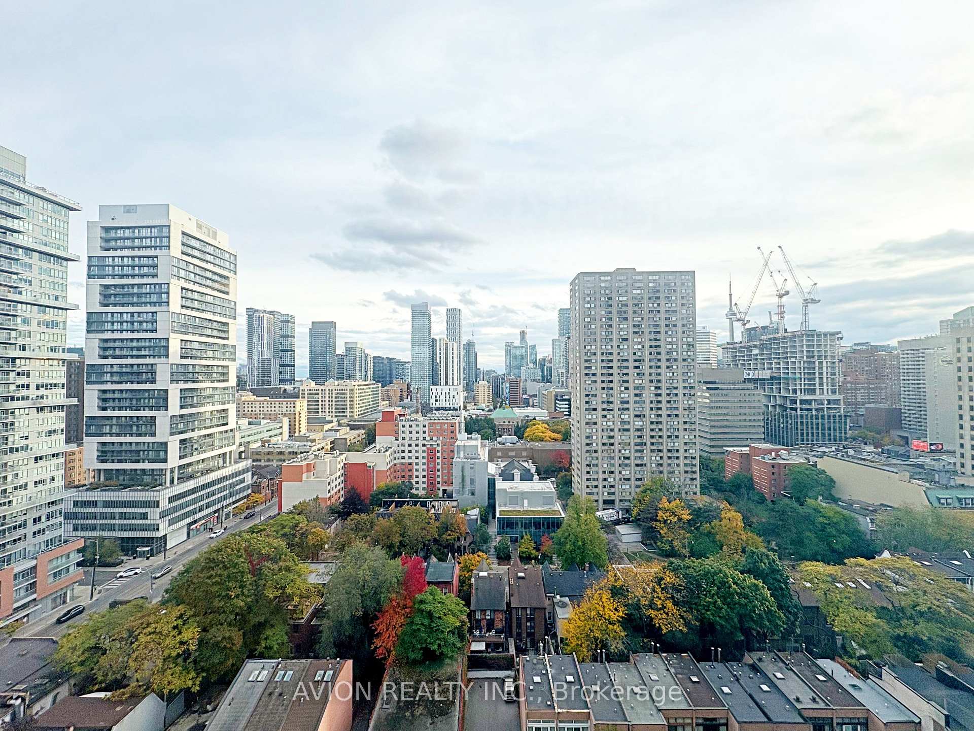 #1917 - 45 Carlton Street, Toronto, ON M5B 2H9