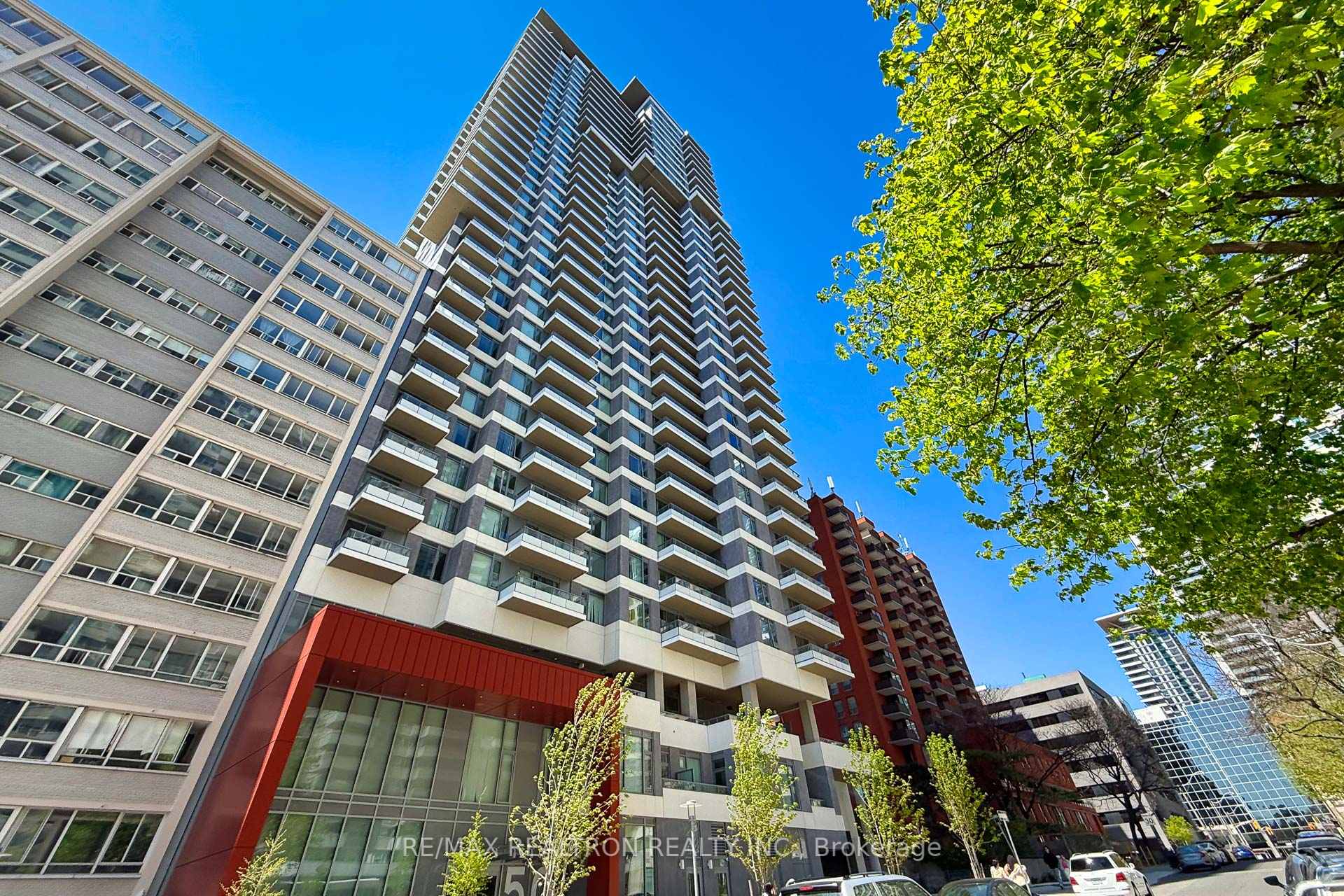 1917 - 50 Dunfield Avenue, Toronto, ON M4S 0E4