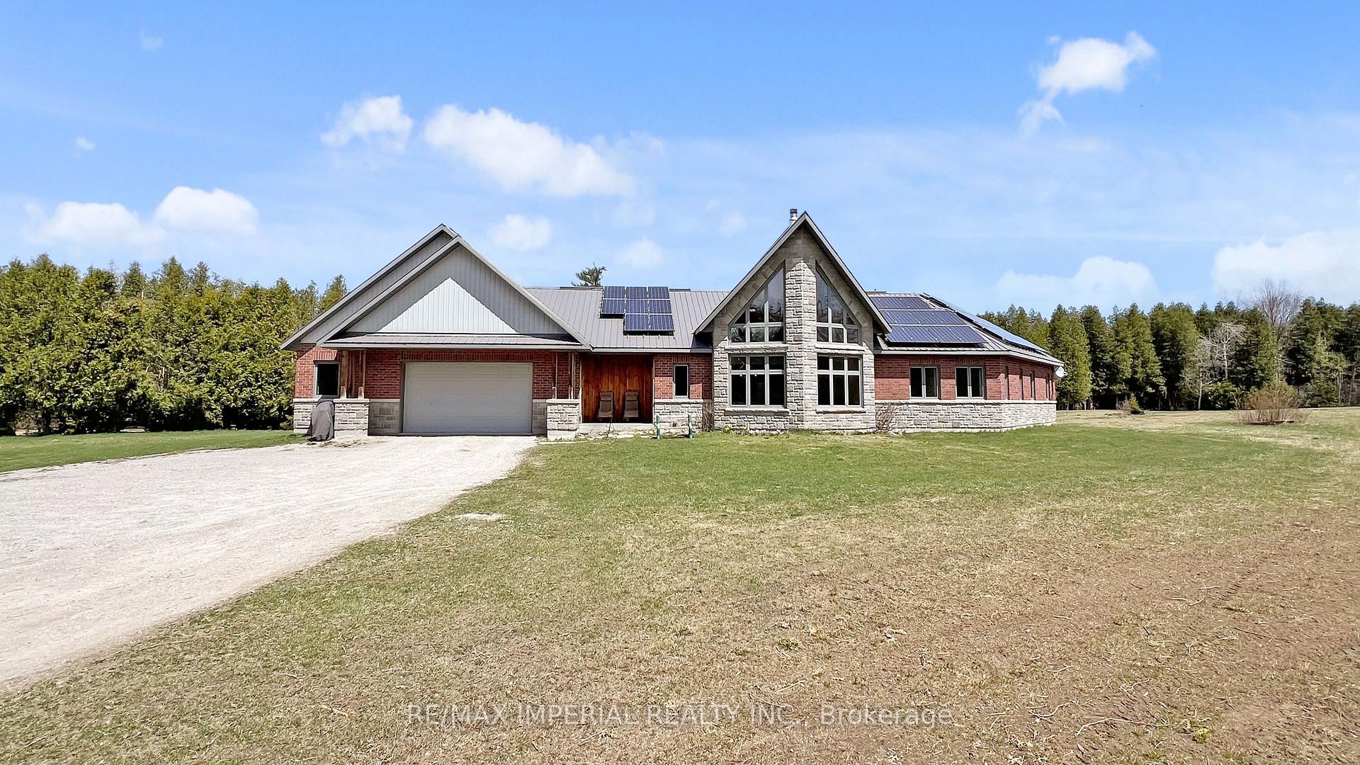 1917 Old Second Road S, Springwater, ON L9X 1N9