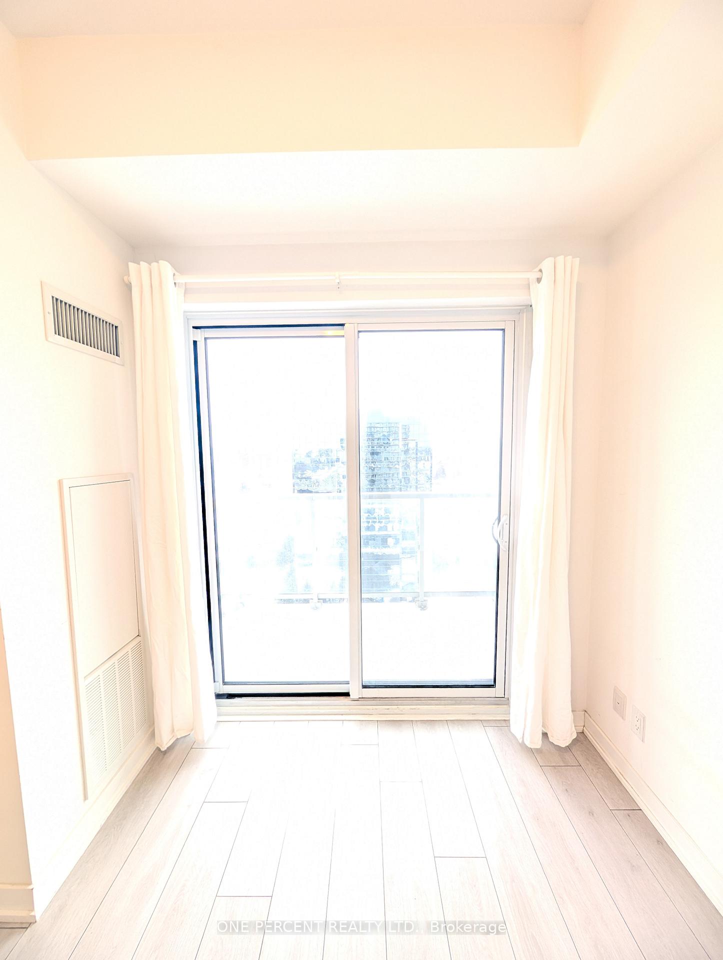 1919 - 2031 Kennedy Road, Toronto, ON M1T 0B8