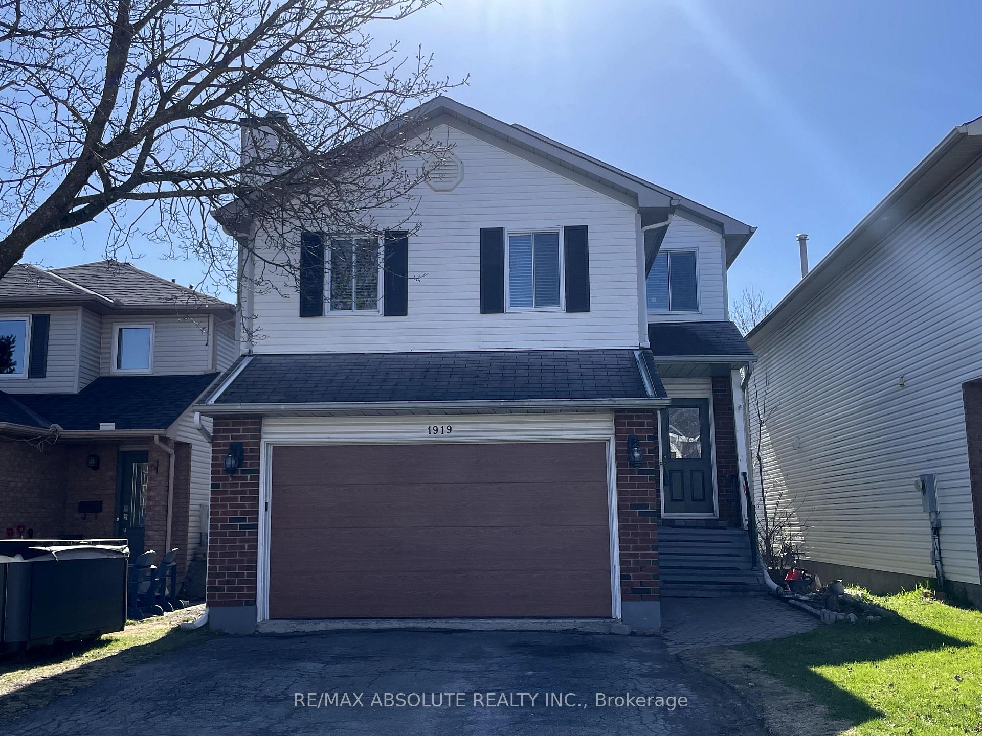 1919 La Chapelle Street, Orleans - Convent Glen and Area, ON K1C 6A4