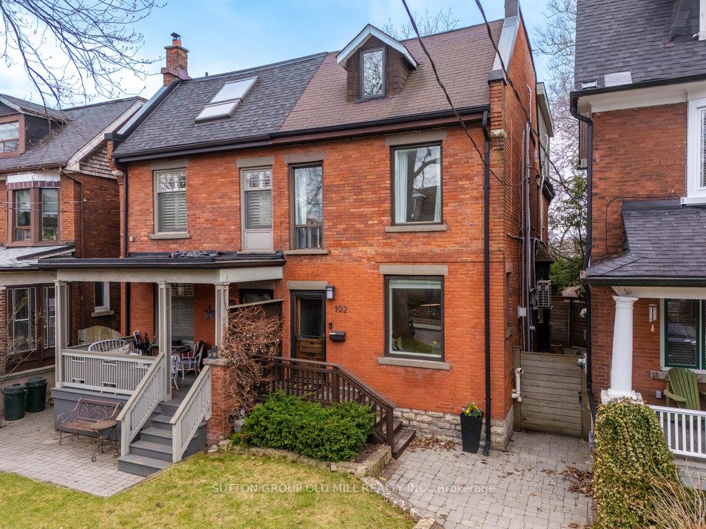 192 Indian Road Crescent, Toronto, ON M6P 2G3