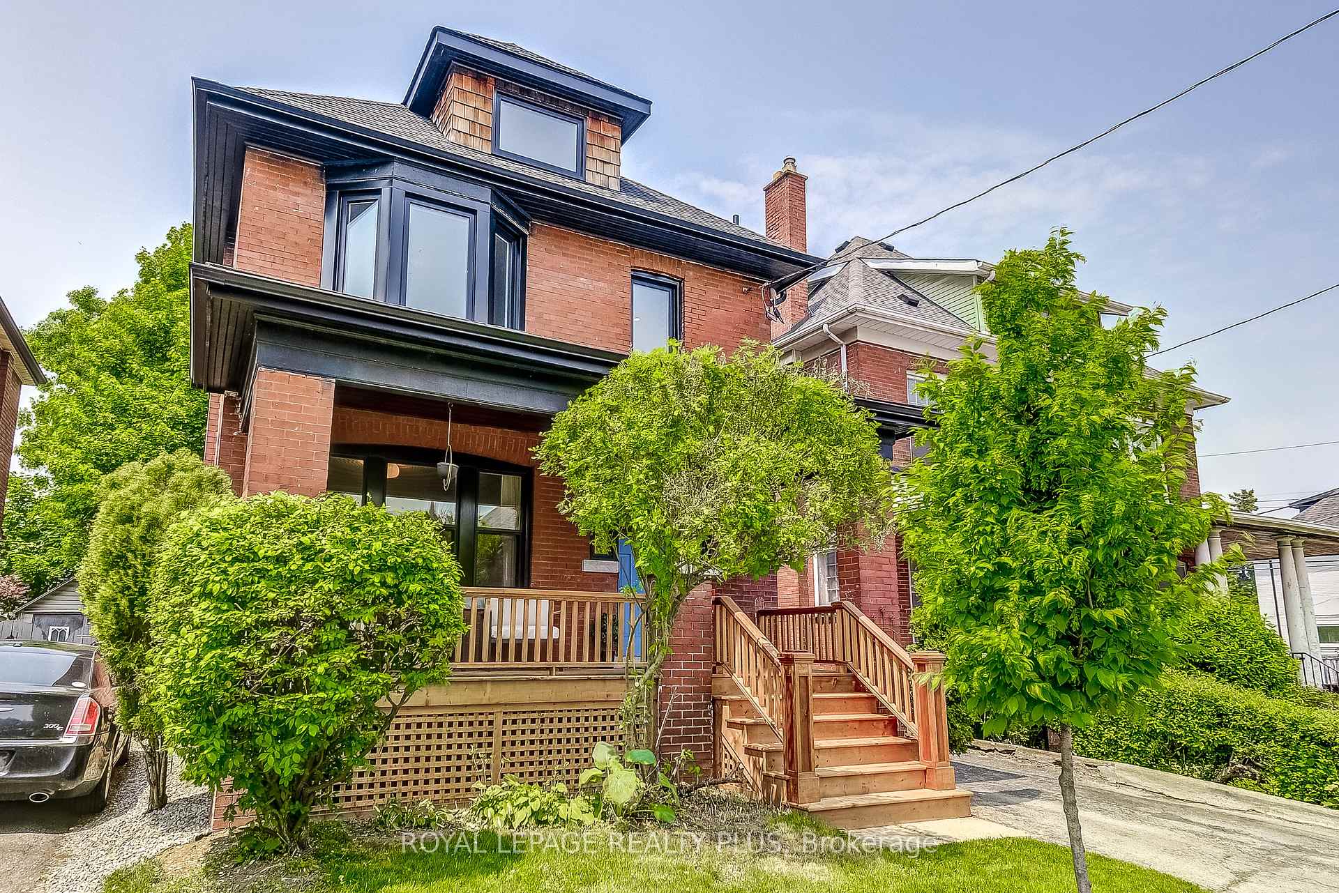 192 Kensington Avenue S, Hamilton, ON L8M 3H7