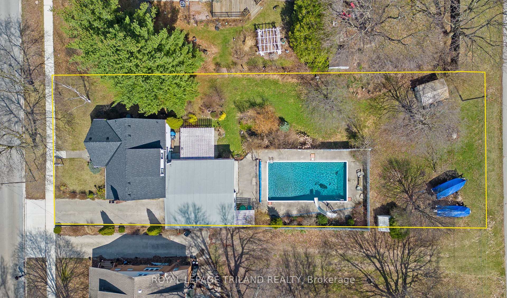 192 Queen Street, West Elgin, ON N0L 2C0