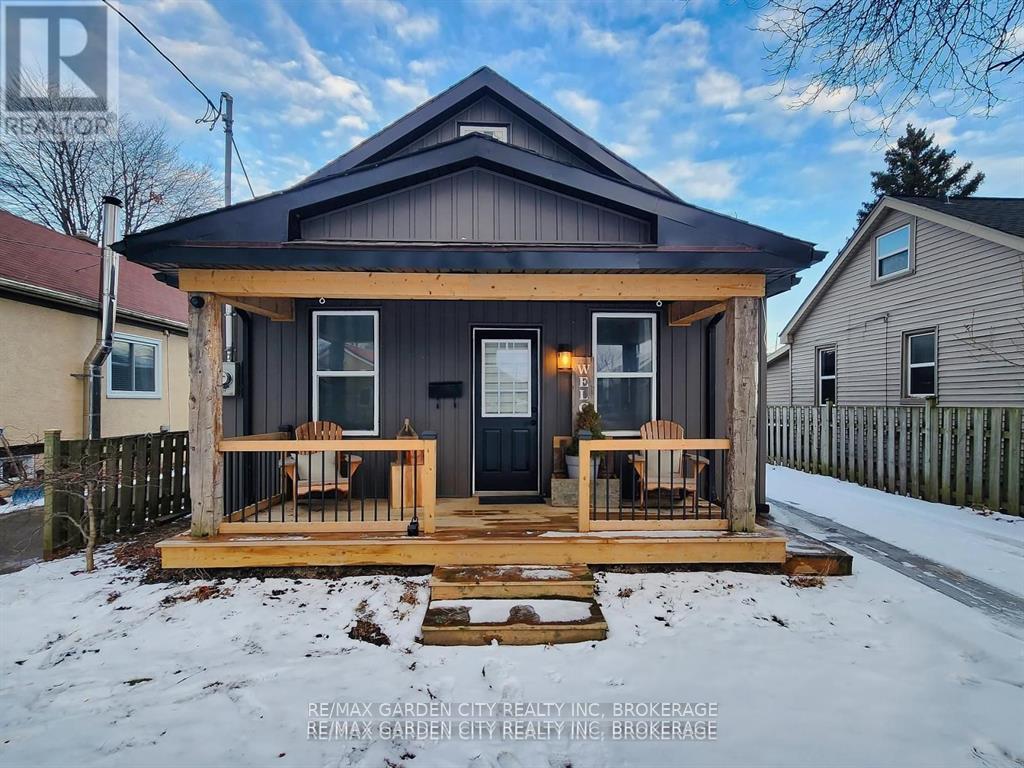 192 York Street, St. Catharines, ON L2R 6G4