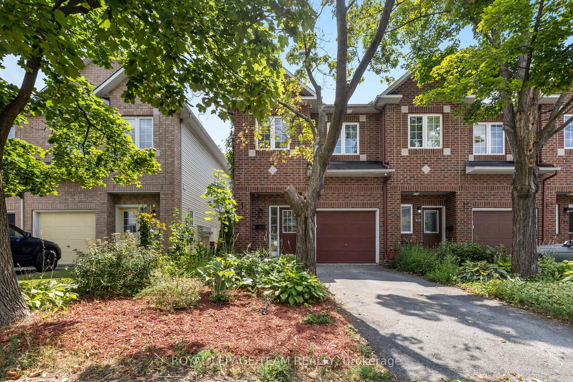 194 Glynn Avenue, Overbrook - Castleheights and Area, ON K1K 4Y3