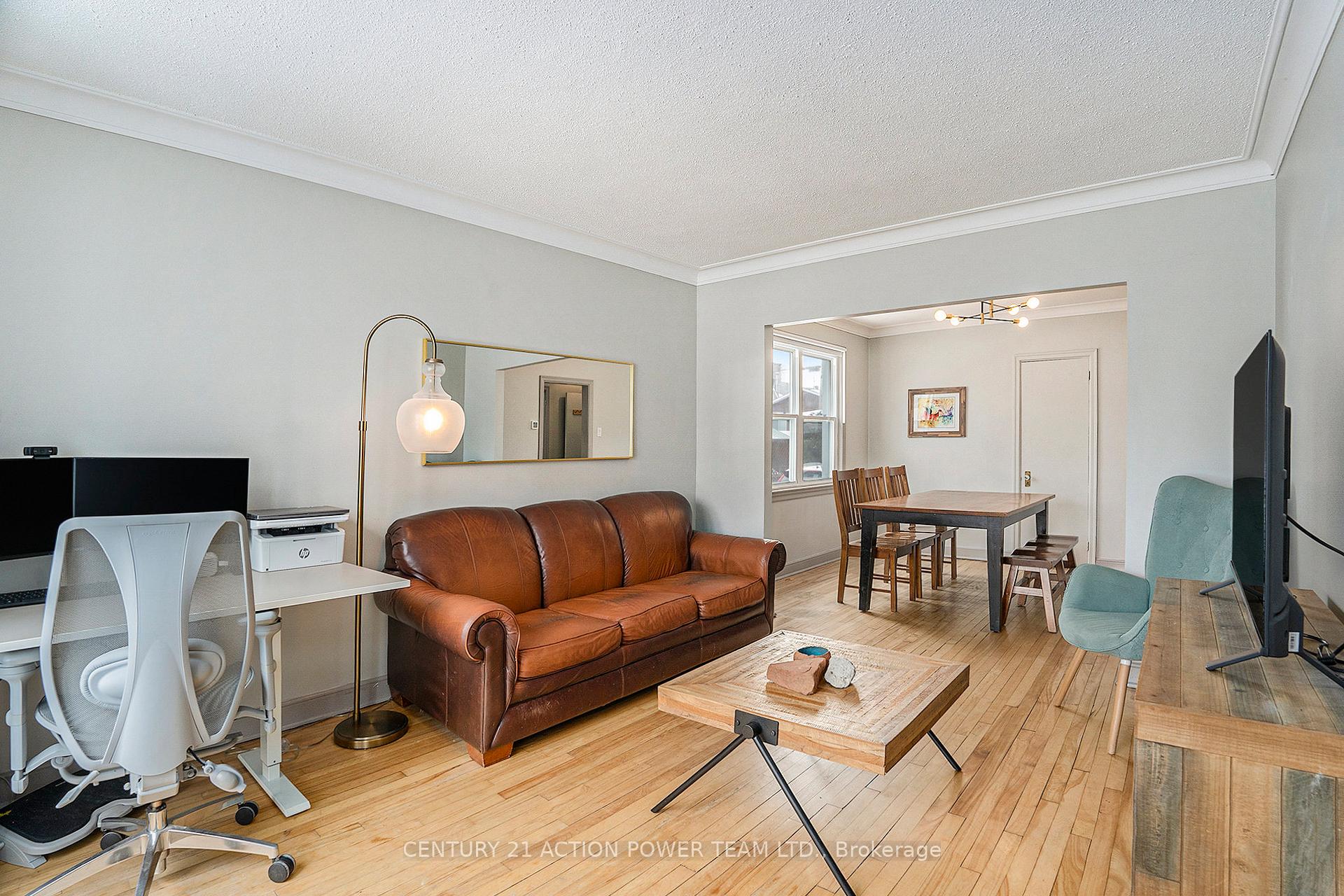 194 Heritage Maple Way, Vanier and Kingsview Park, ON K1L 6M5