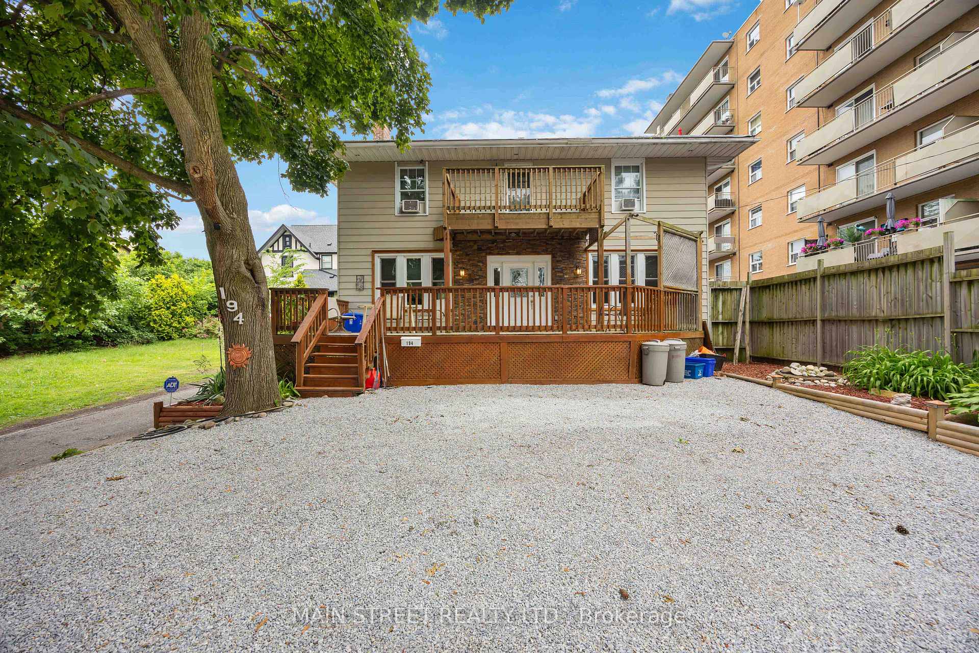 194 London Road, Sarnia, ON N7T 4V5