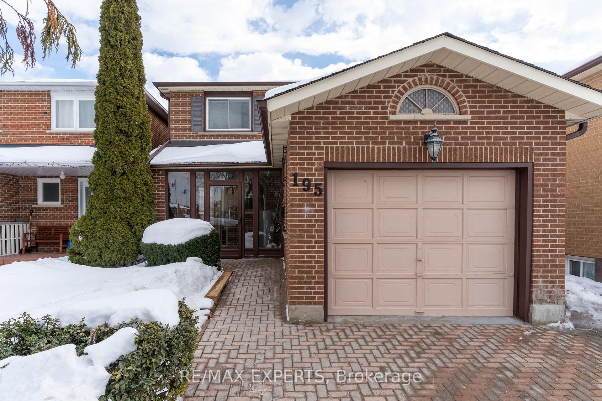 195 Aberdeen Avenue, Vaughan, ON L4L 1C3