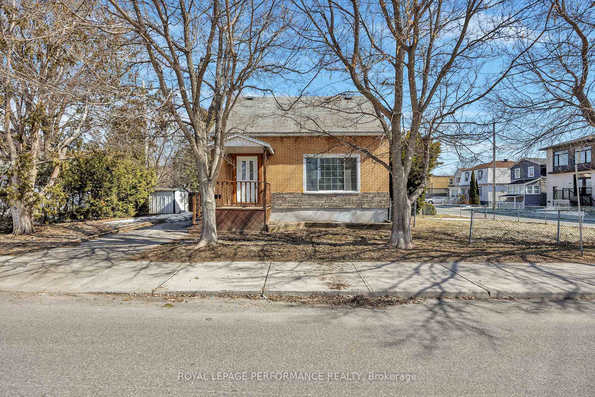 195 Baribeau Street, Vanier and Kingsview Park, ON K1L 7R4