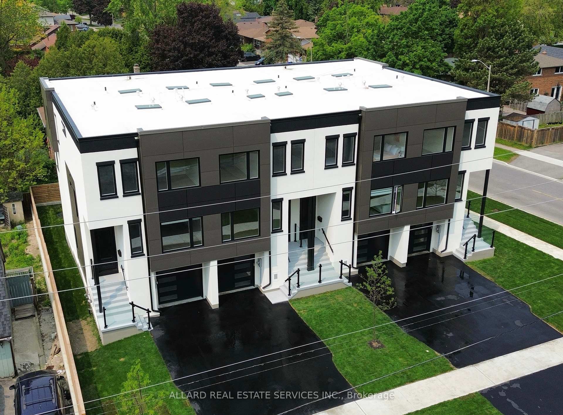 1954A Valley Farm Road, Pickering, ON L1V 1X7