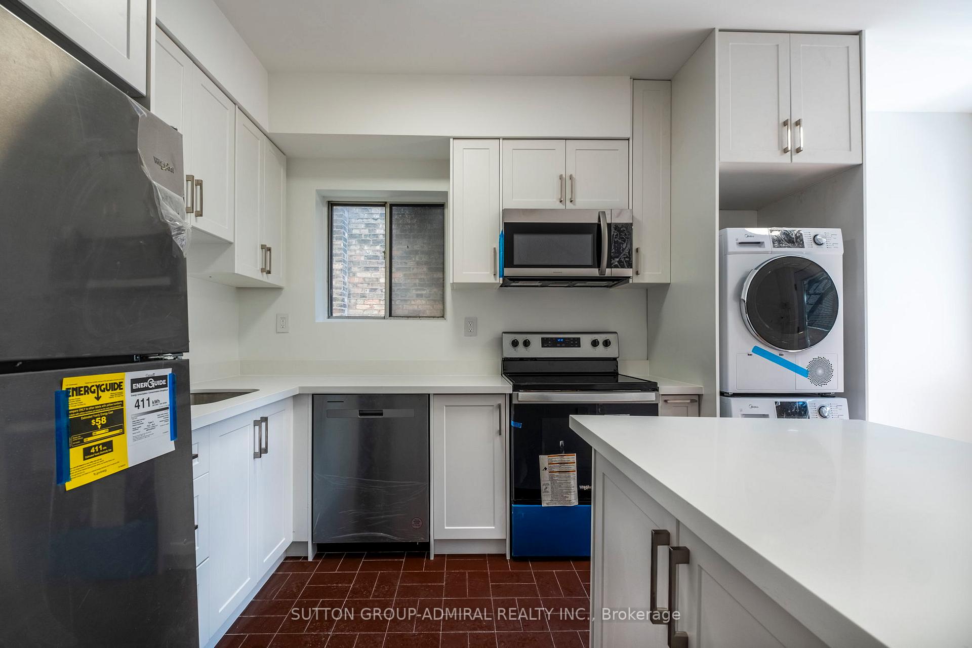 2 - 1969 queen Street E, Toronto, ON M4L 1H9