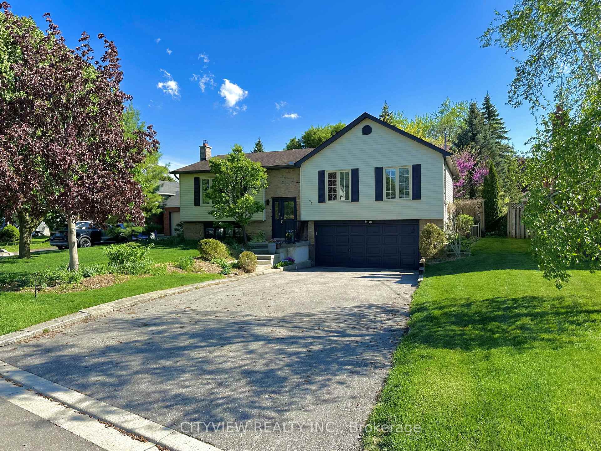 Caledonia - 197 Morrison Drive, Haldimand, ON N3W 1A8