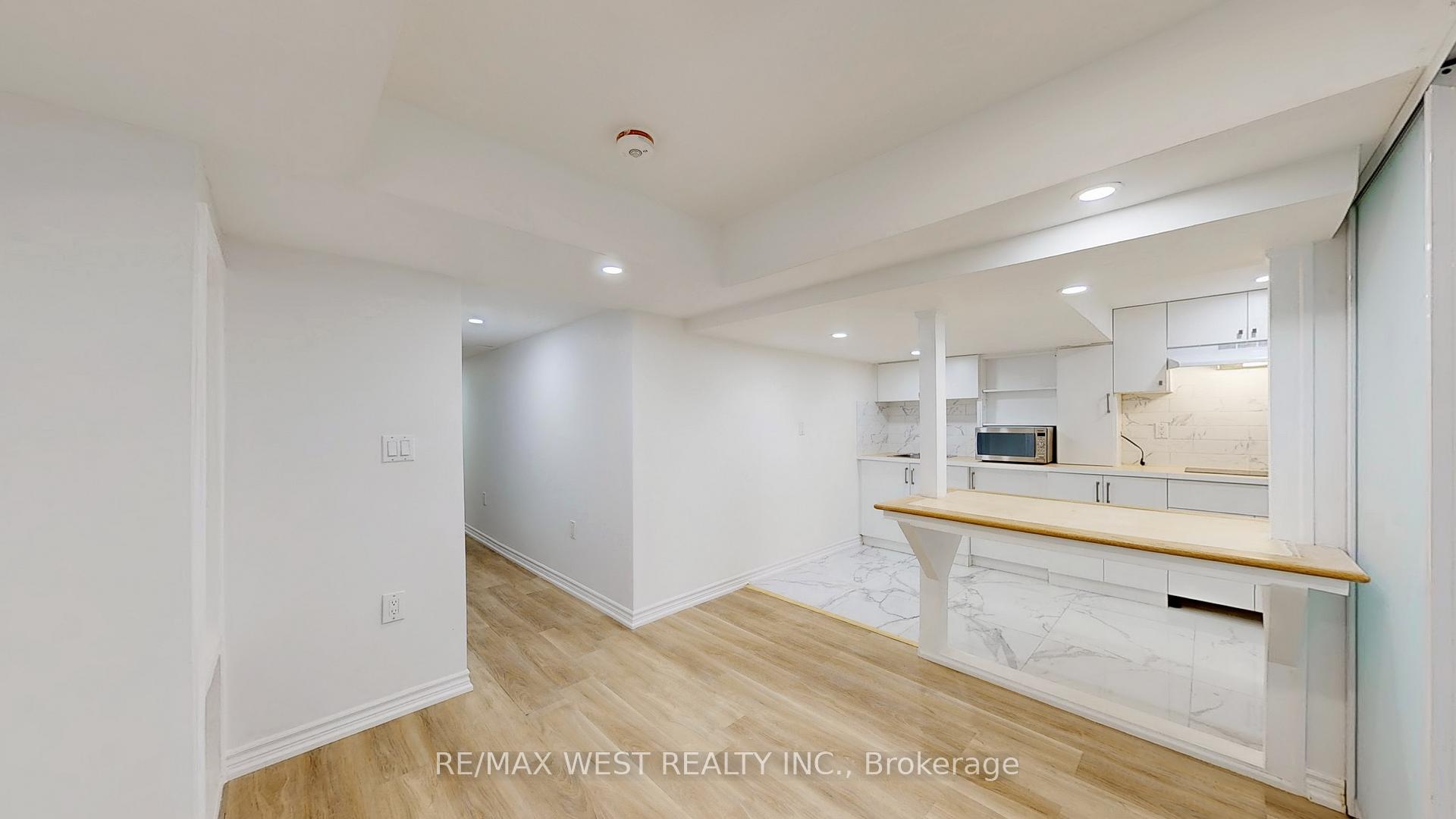 197 Vantage Loop, Newmarket, ON L3X 0L3