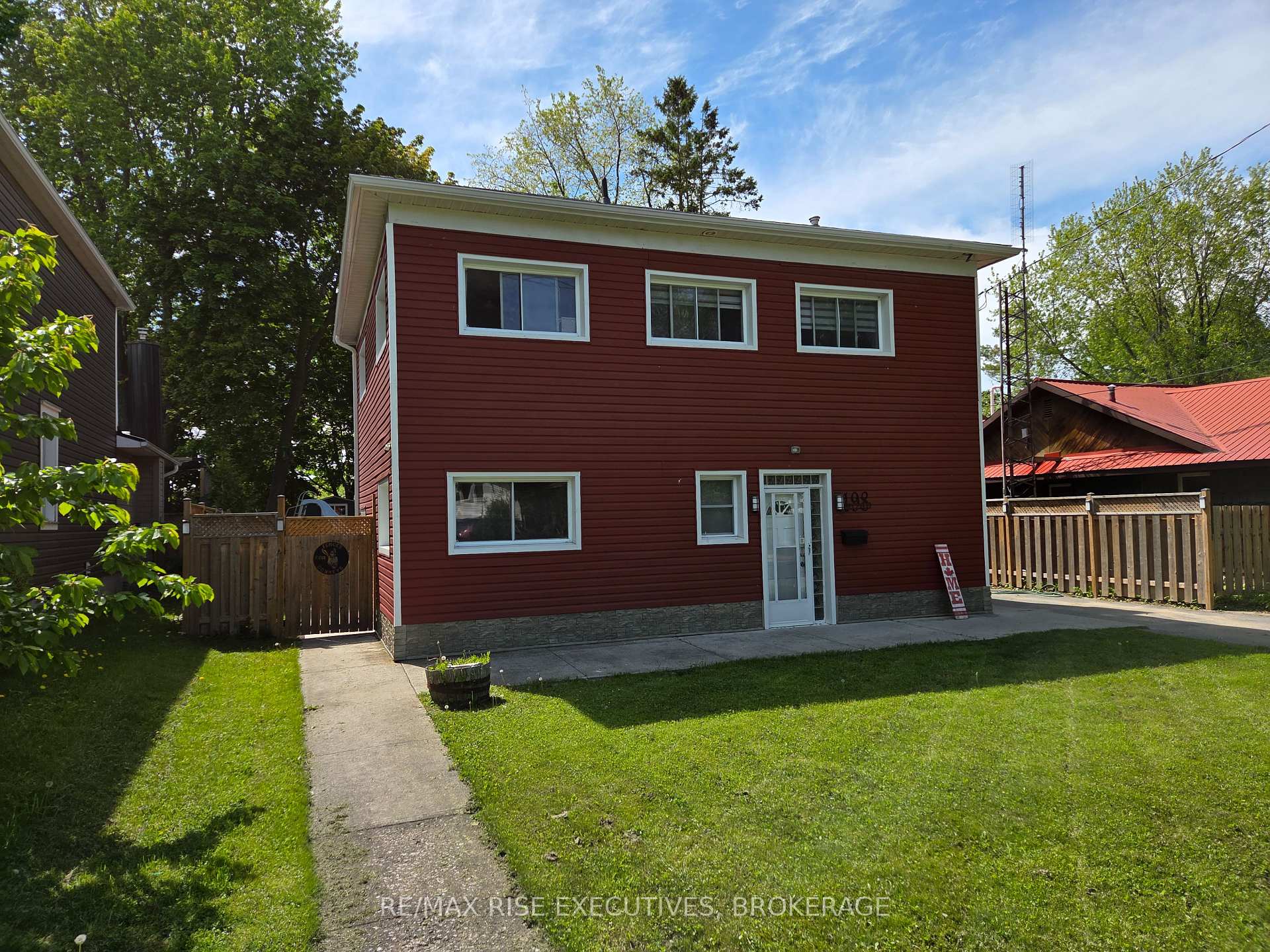 Kingston Real Estate MLS® Listings & Houses For Sale