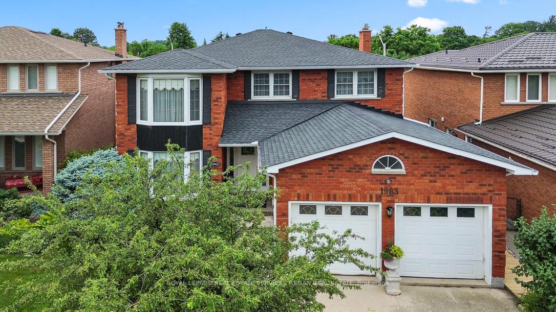 1983 Roy Ivor Crescent, Mississauga, ON L5L 3N7