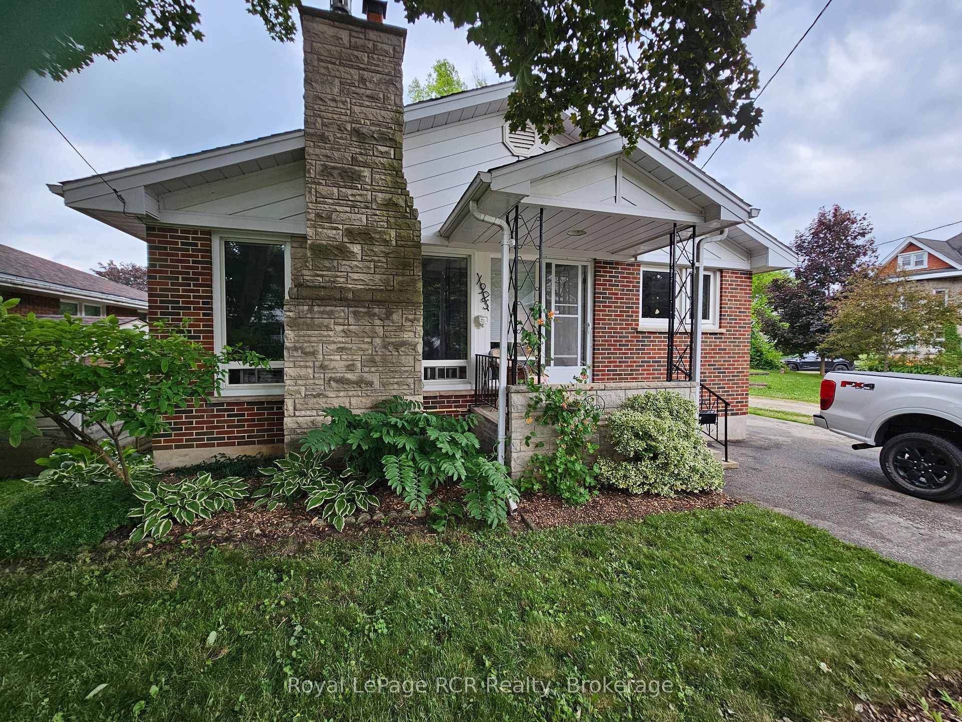 1985 4th Avenue W, Owen Sound, ON N4K 4Y1