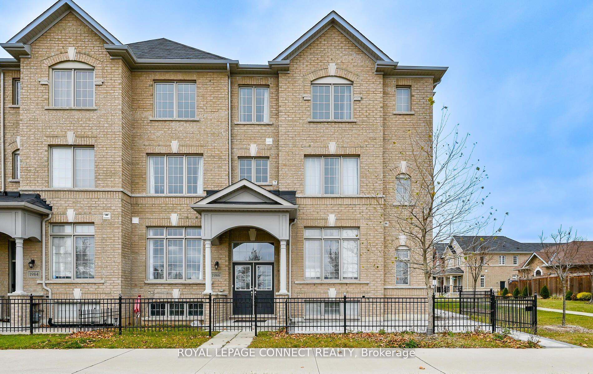 1986 Donald Cousens Parkway W, Markham, ON L6B 0Z6