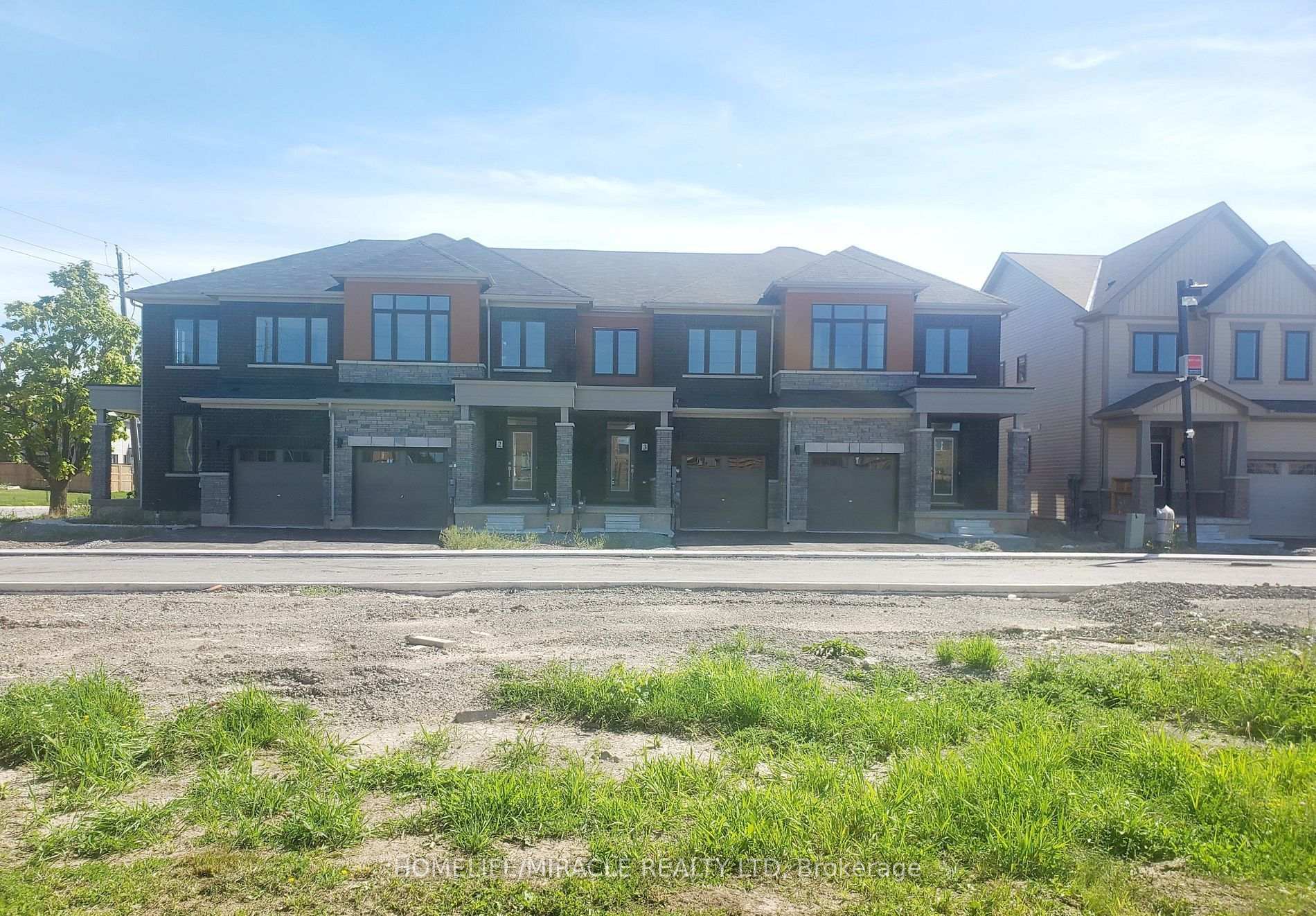 2 - 7789 Kalar Road, Niagara Falls, ON L2H 2Y6