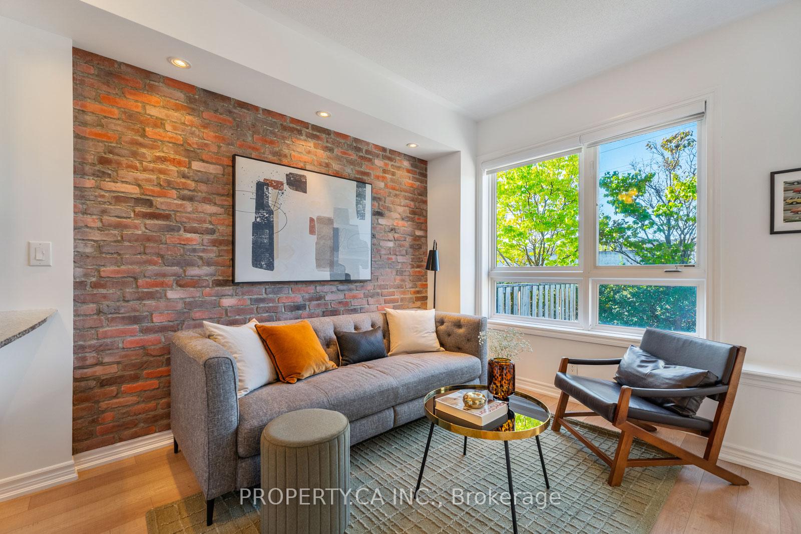 2 - 96 Caledonia Park Road, Toronto, ON M6H 0B1