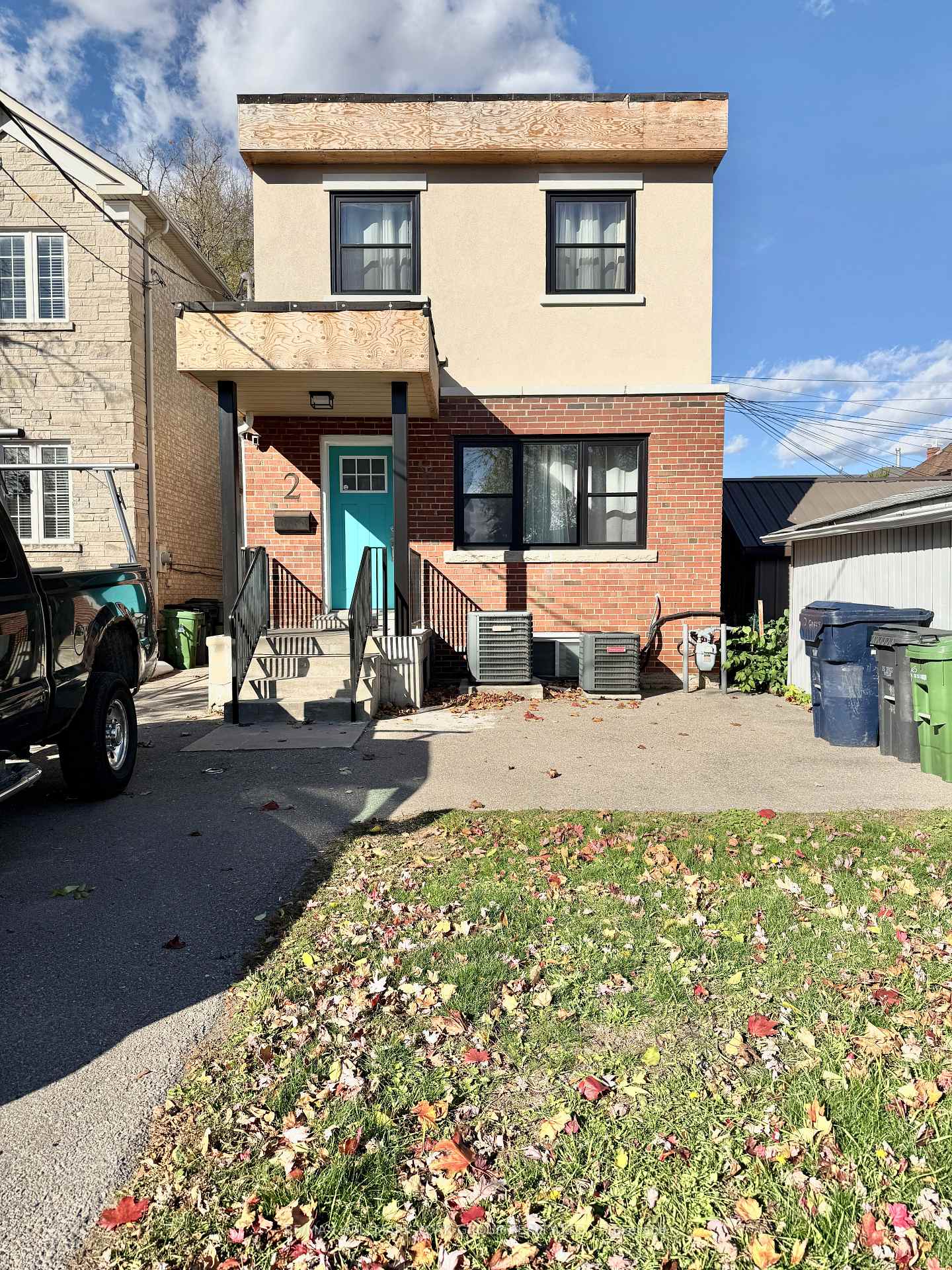 2 Coates Avenue, Toronto, ON M6C 1K7