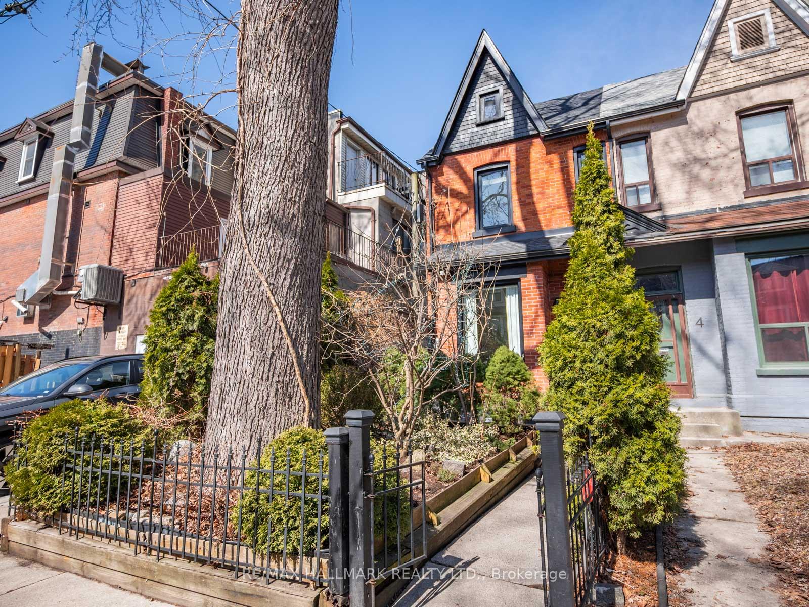 2 First Avenue, Toronto, ON M4M 1W8