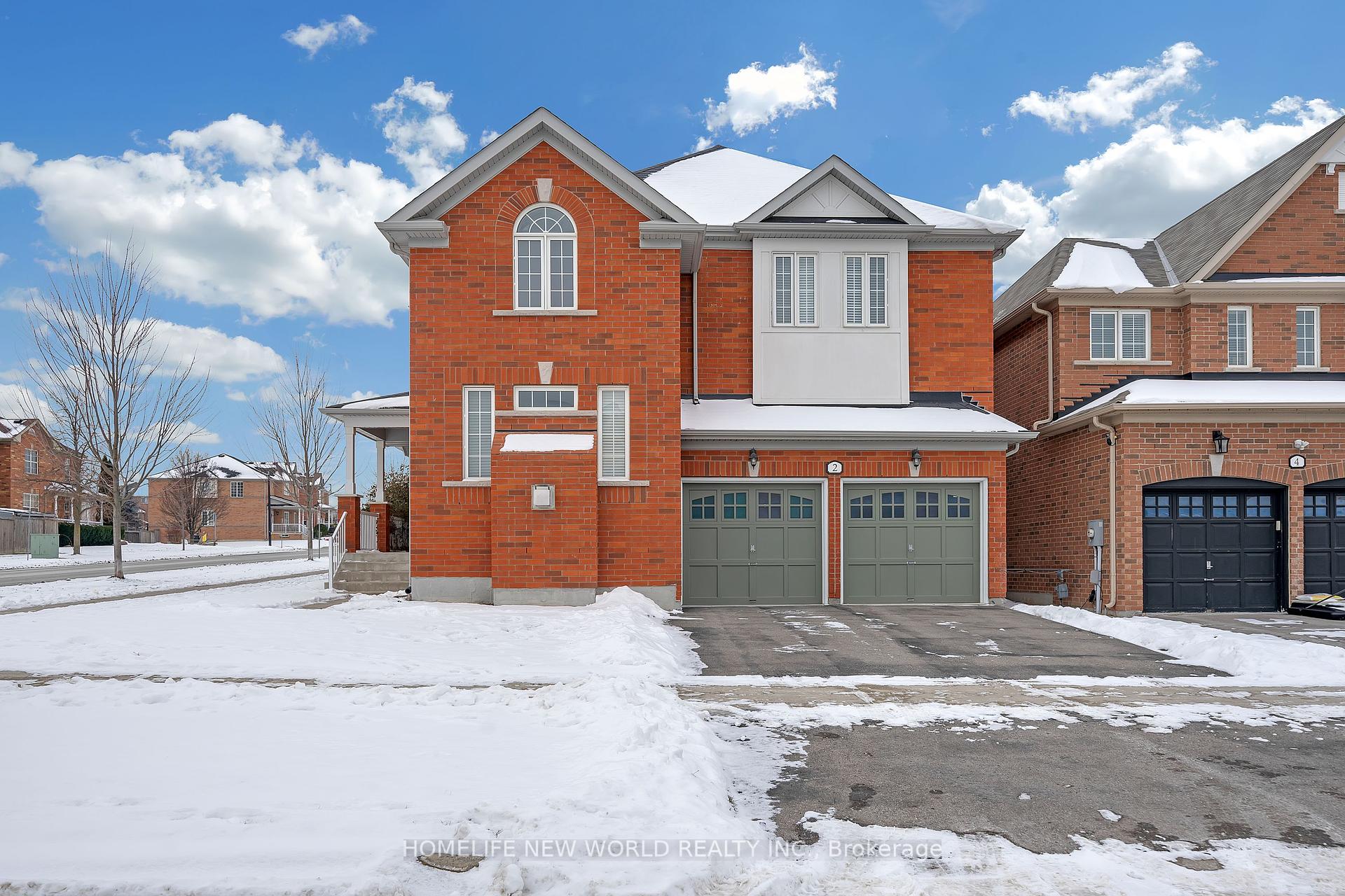2 Fred Mason Street, Georgina, ON L4P 0G1