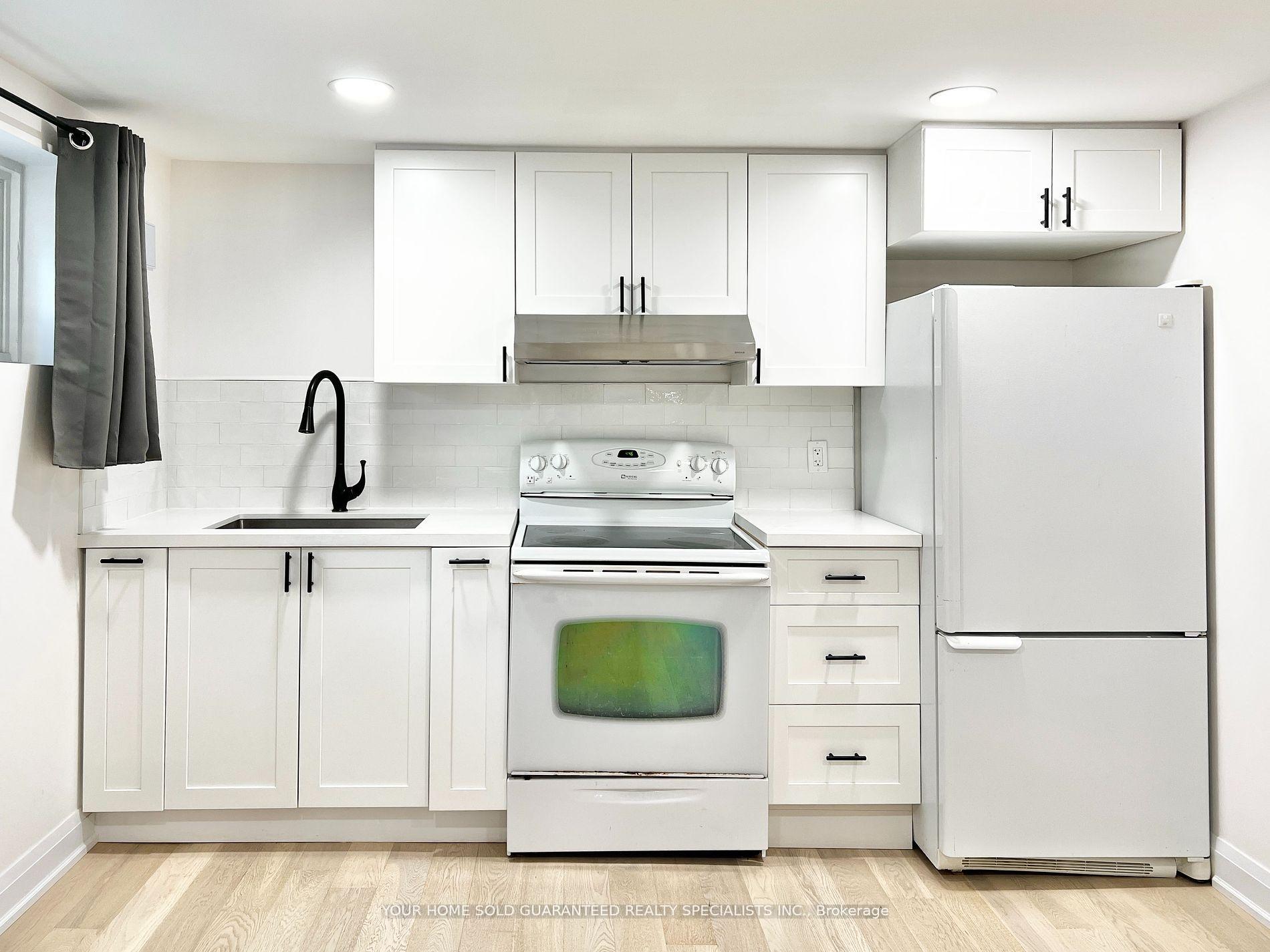 Unit 1 - 2 Pannahill Road, Toronto, ON M3H 4N3