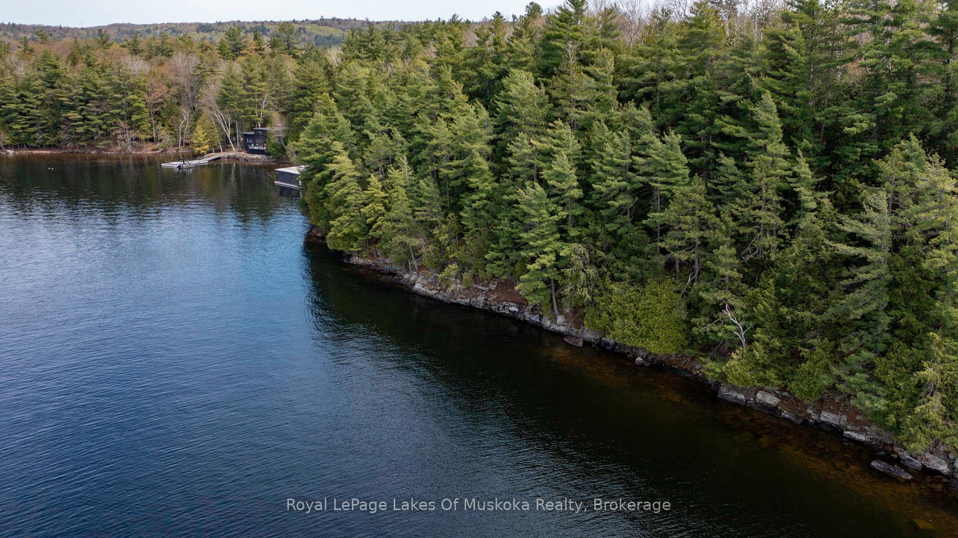 2 R 8 North Bohemia Island, Muskoka Lakes, ON P0B 1P0