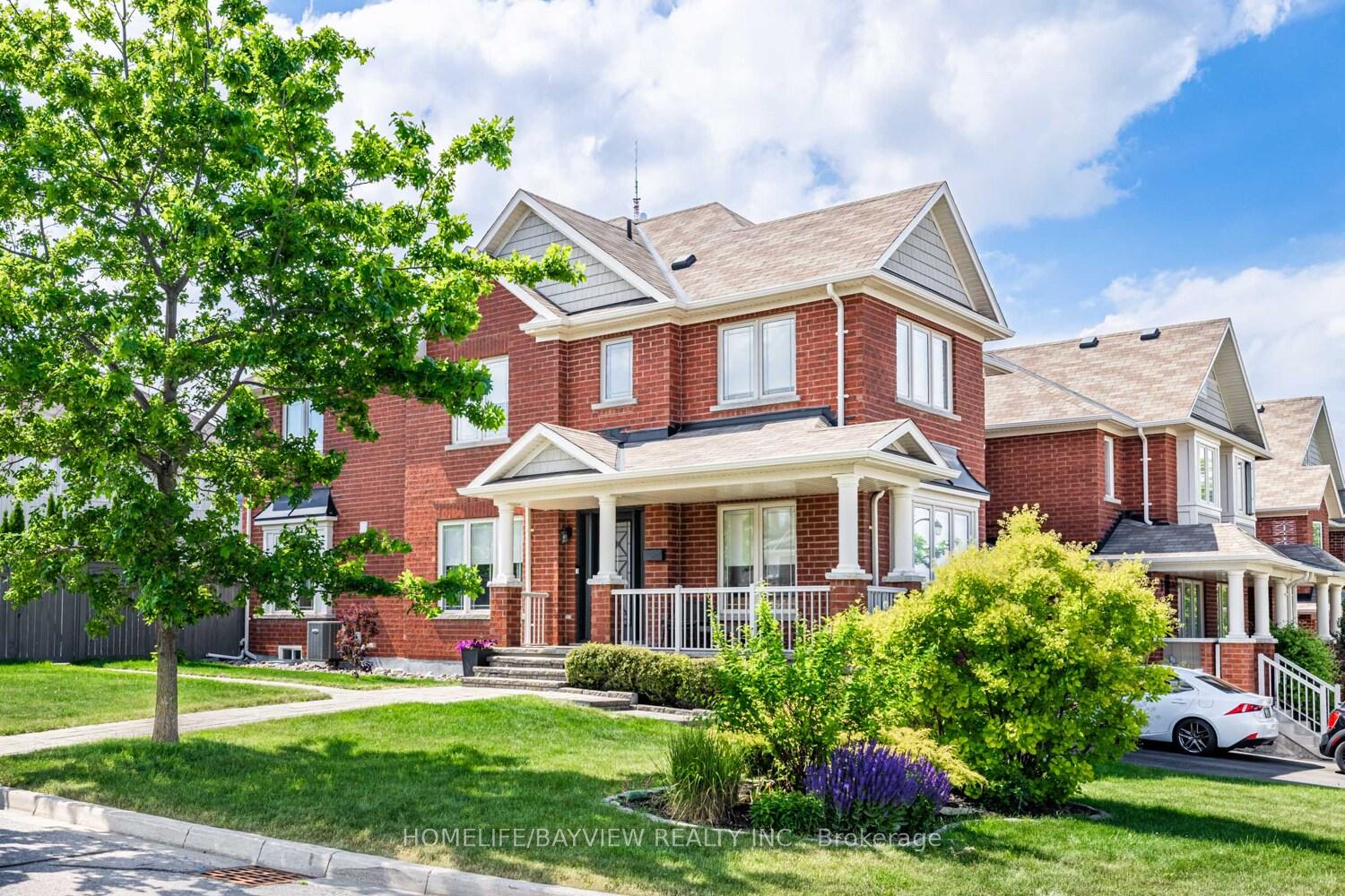 2 Yang Street, Richmond Hill, ON L4E 0M6