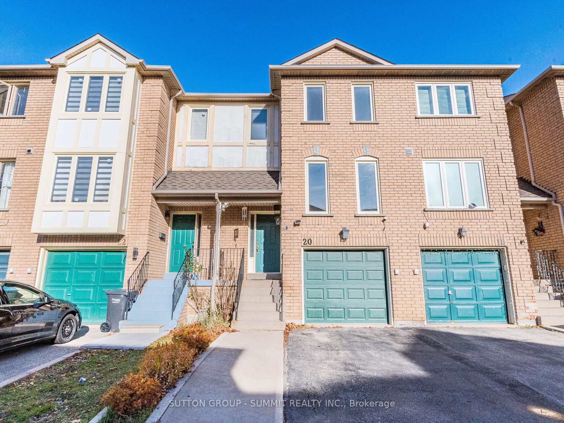 20 - 2 Sir Lou Drive, Brampton, ON L6Y 5A8