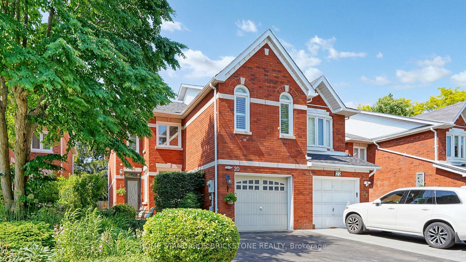 20 Brownstone Circle, Vaughan, ON L4J 7P4