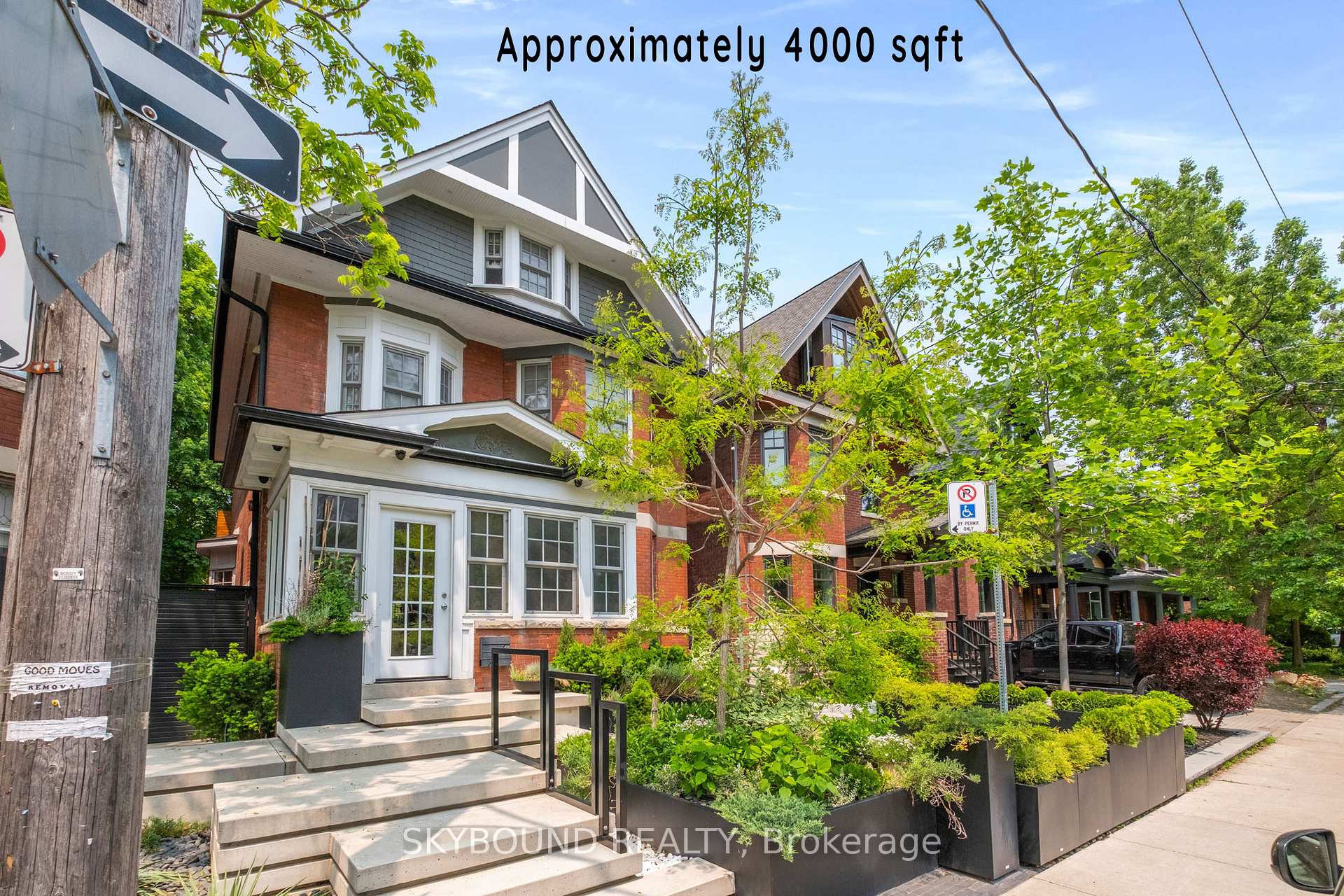 20 Fairview Boulevard, Toronto, ON M4K 1L9