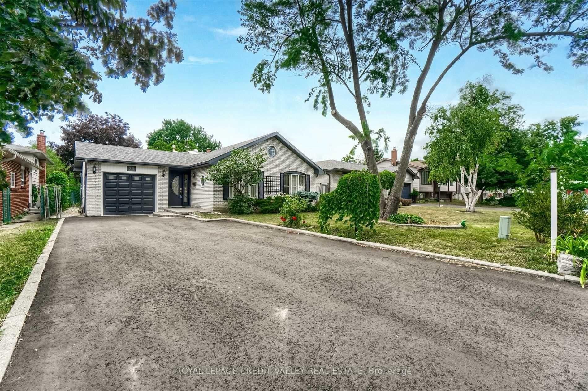 20 Glenforest Road, Brampton, ON L6S 1K6