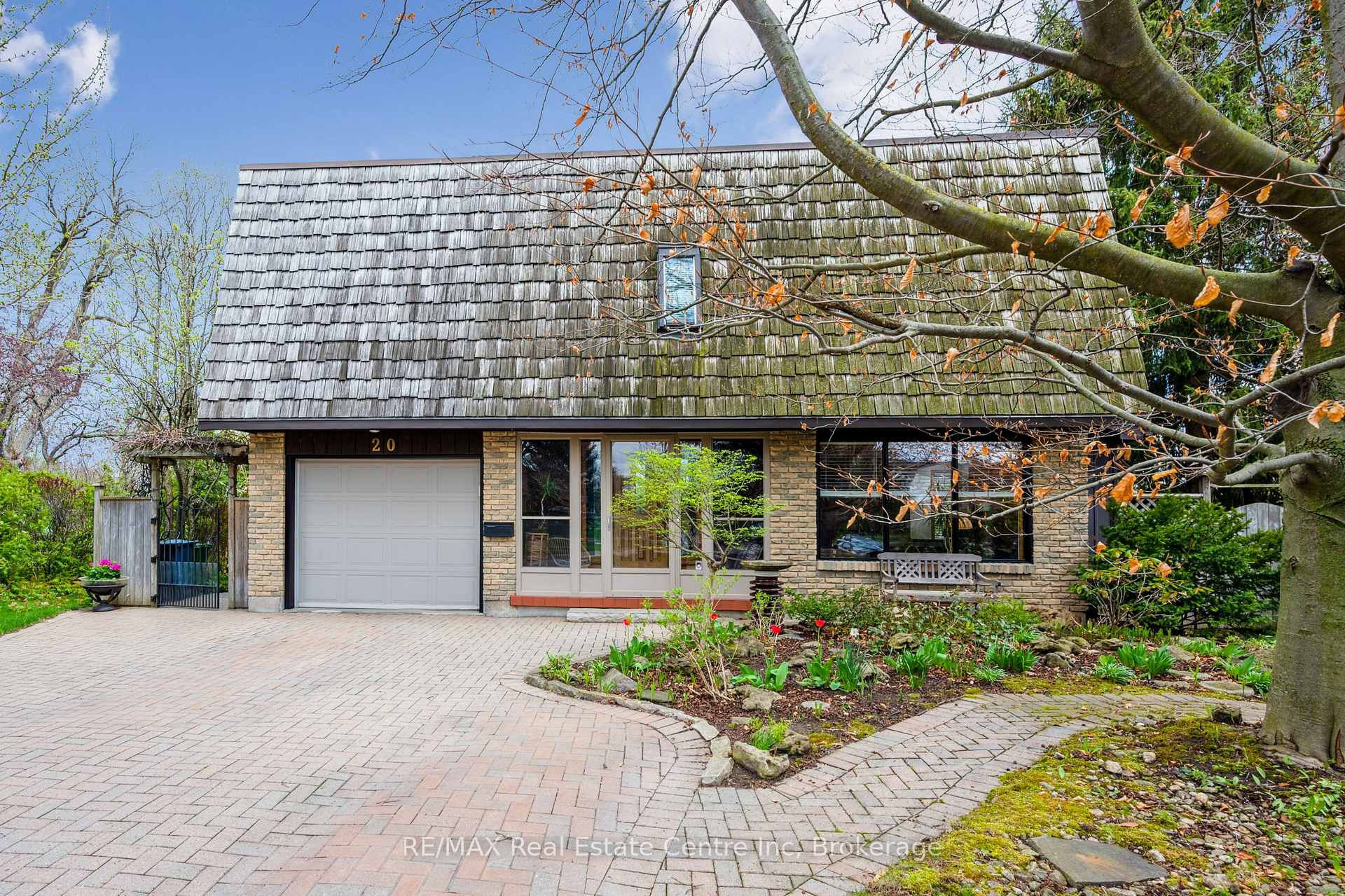 20 Lisa Lane, Guelph, ON N1H 7H7