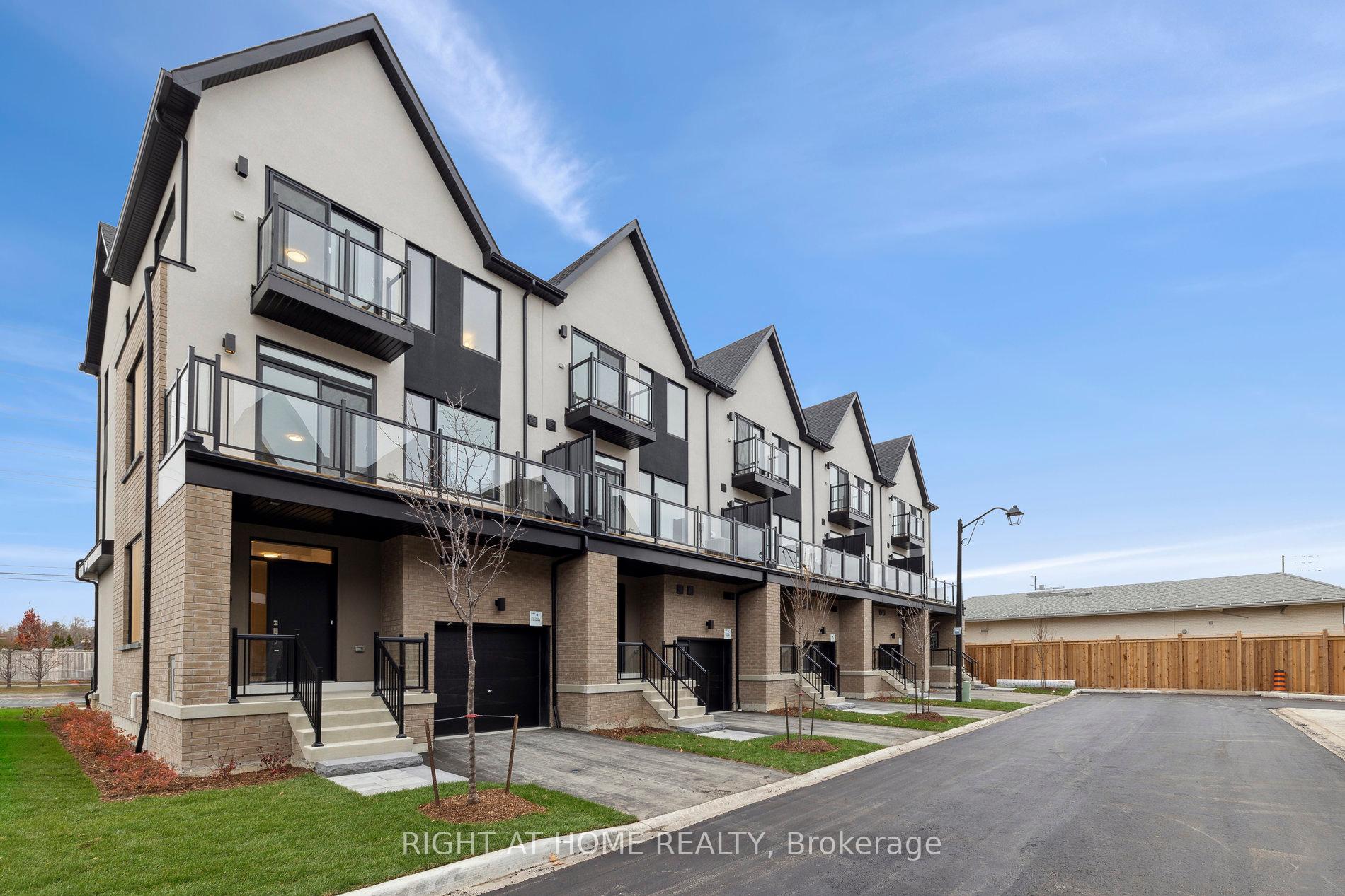 (Upper) - 20 Lively Way, Whitby, ON L1R 0S3