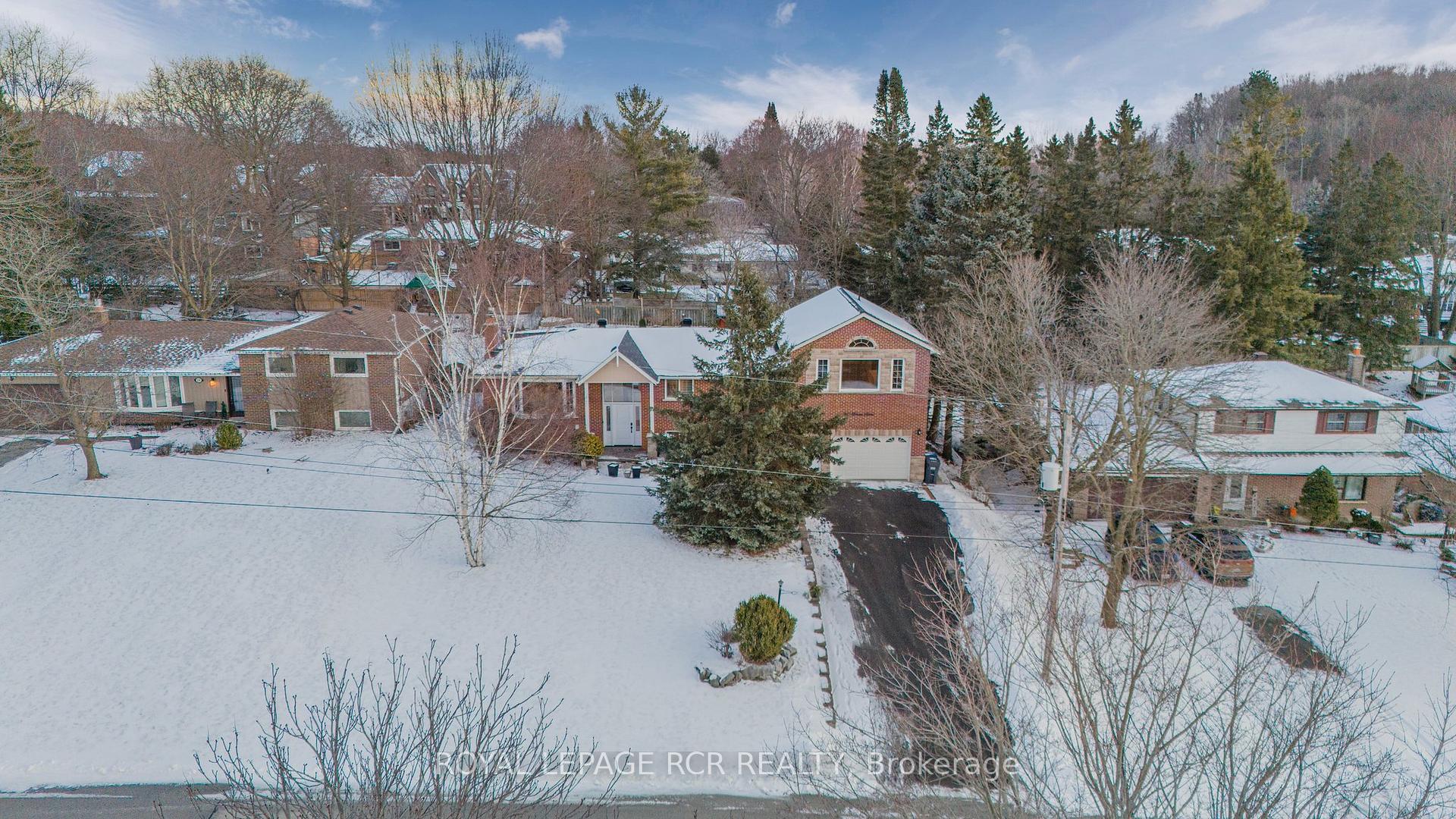 20 Marion Street, Caledon, ON L7C 1K8
