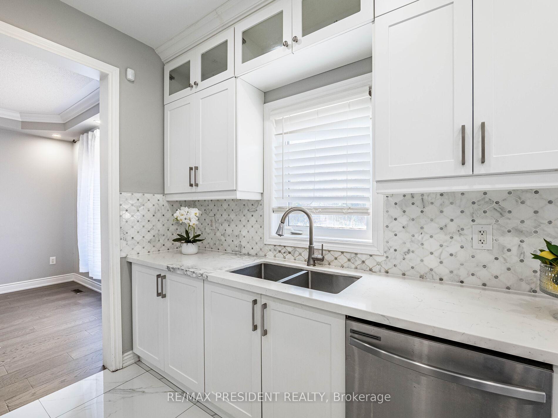 20 Monabelle Crescent, Brampton, ON L6P 1W5