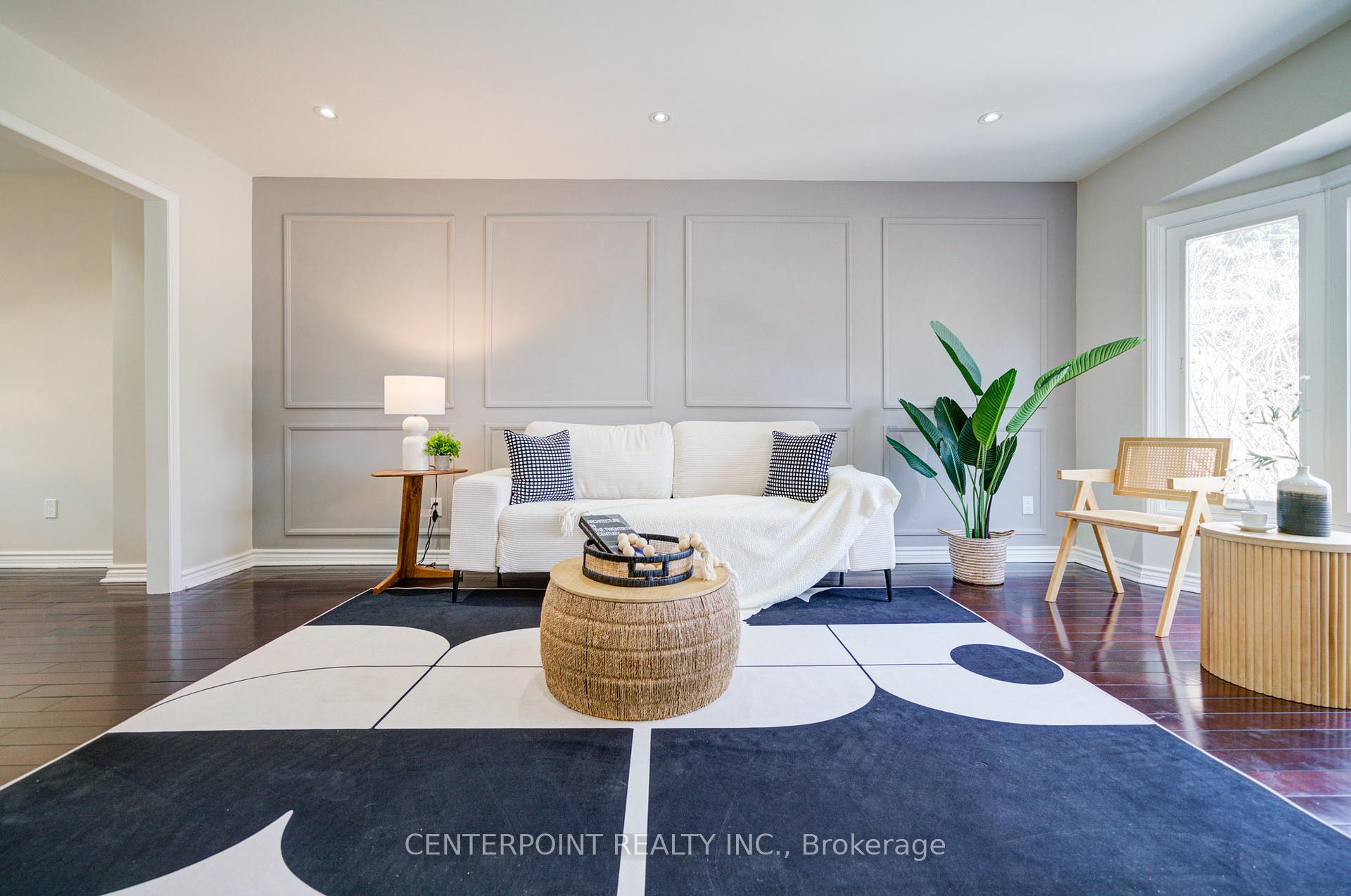 20 Norman Ross Drive, Markham, ON L3S 3E8