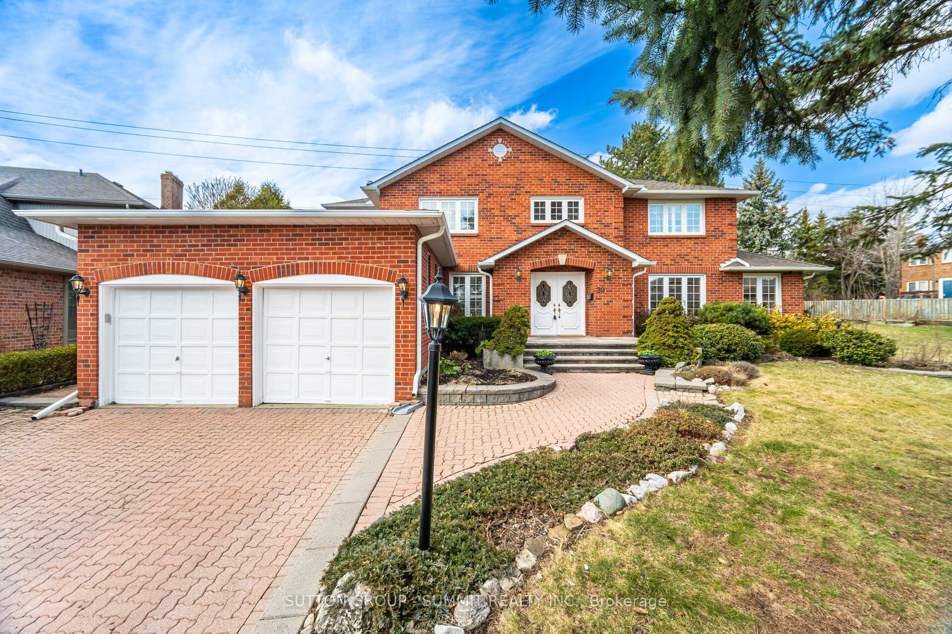 20 Whitmore Court, Brampton, ON L6Z 2A5
