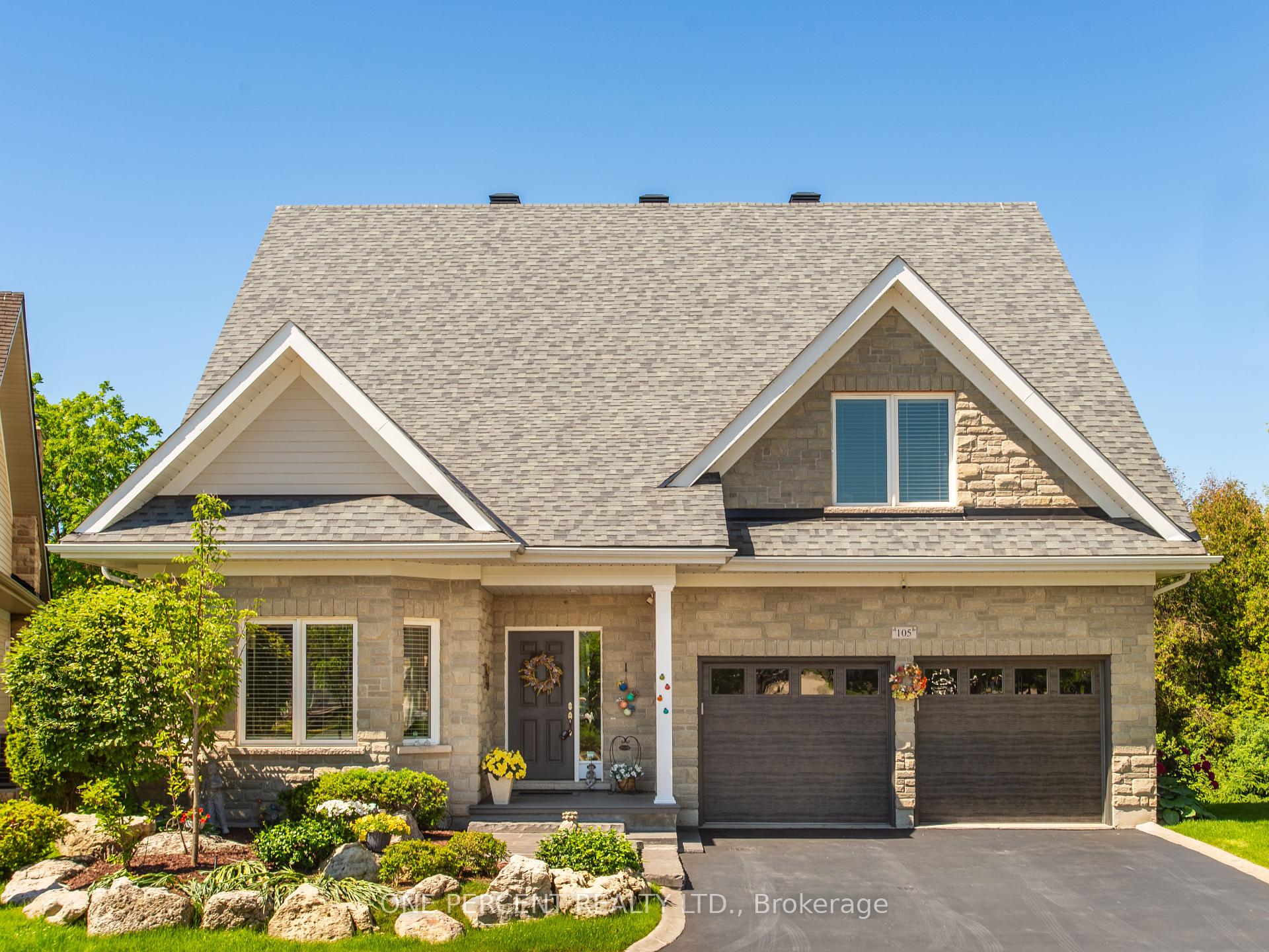 200 Kingfisher Drive, Mono, ON L9W 0B3