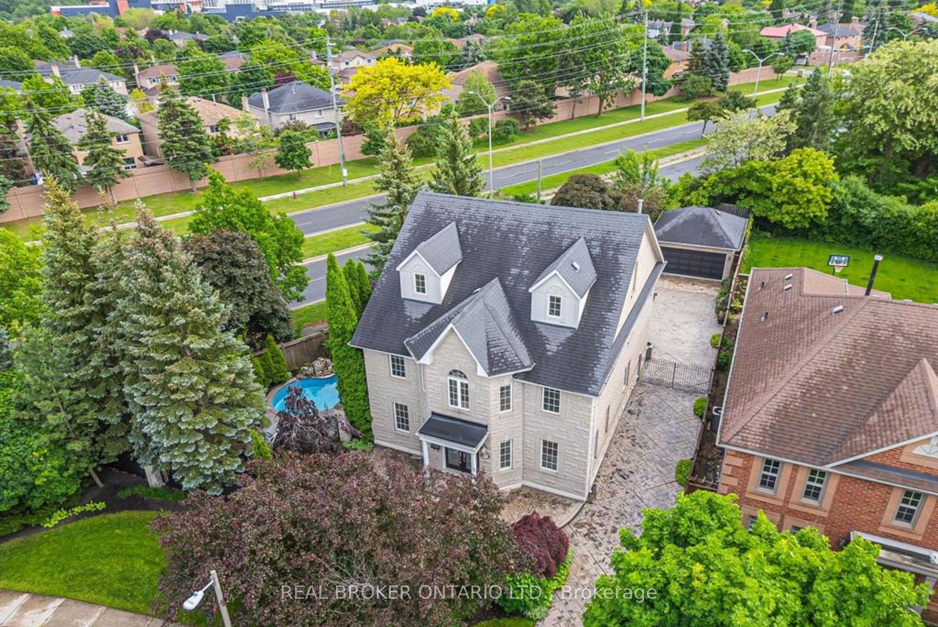 2000 Peak Place, Oakville, ON L6H 5T2