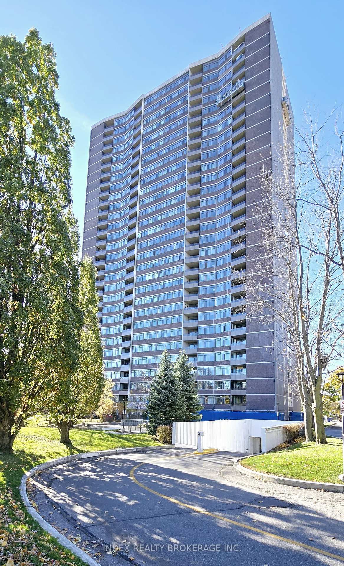 2003 - 3100 Kirwin Avenue E, Mississauga, ON L5A 3S6